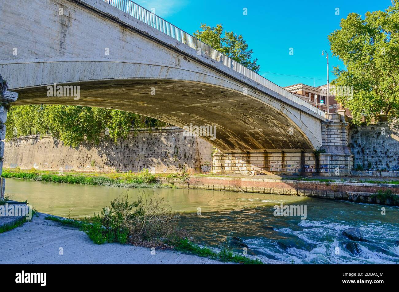 Rioni de ponte hi-res stock photography and images - Alamy