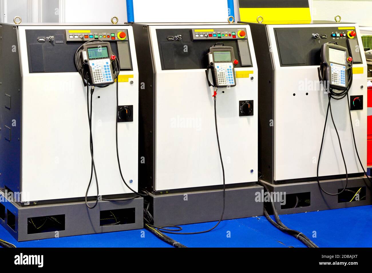 Robotic units hi-res stock photography and images - Alamy