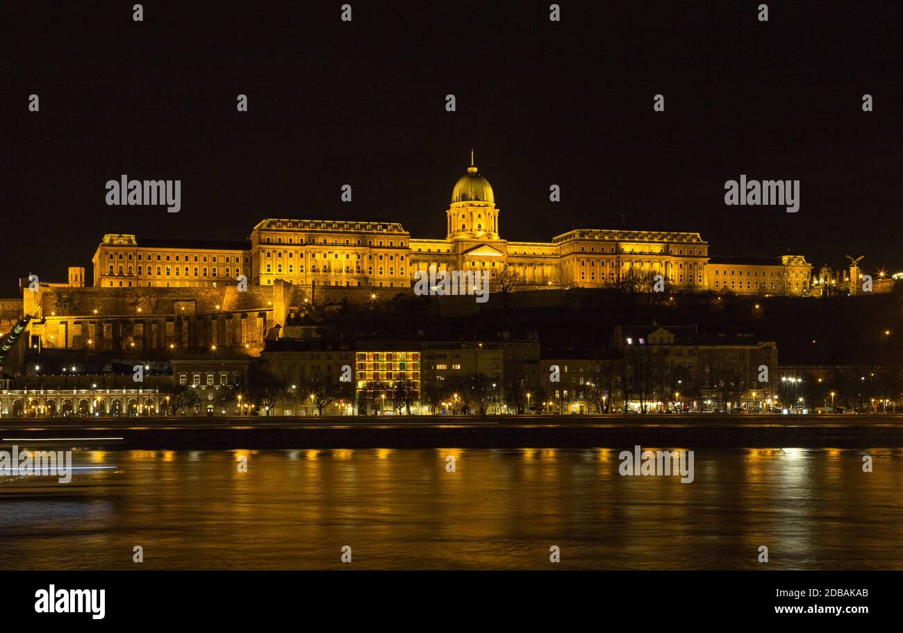 Buda Castle Hungary Budapest at night Stock Photo - Alamy