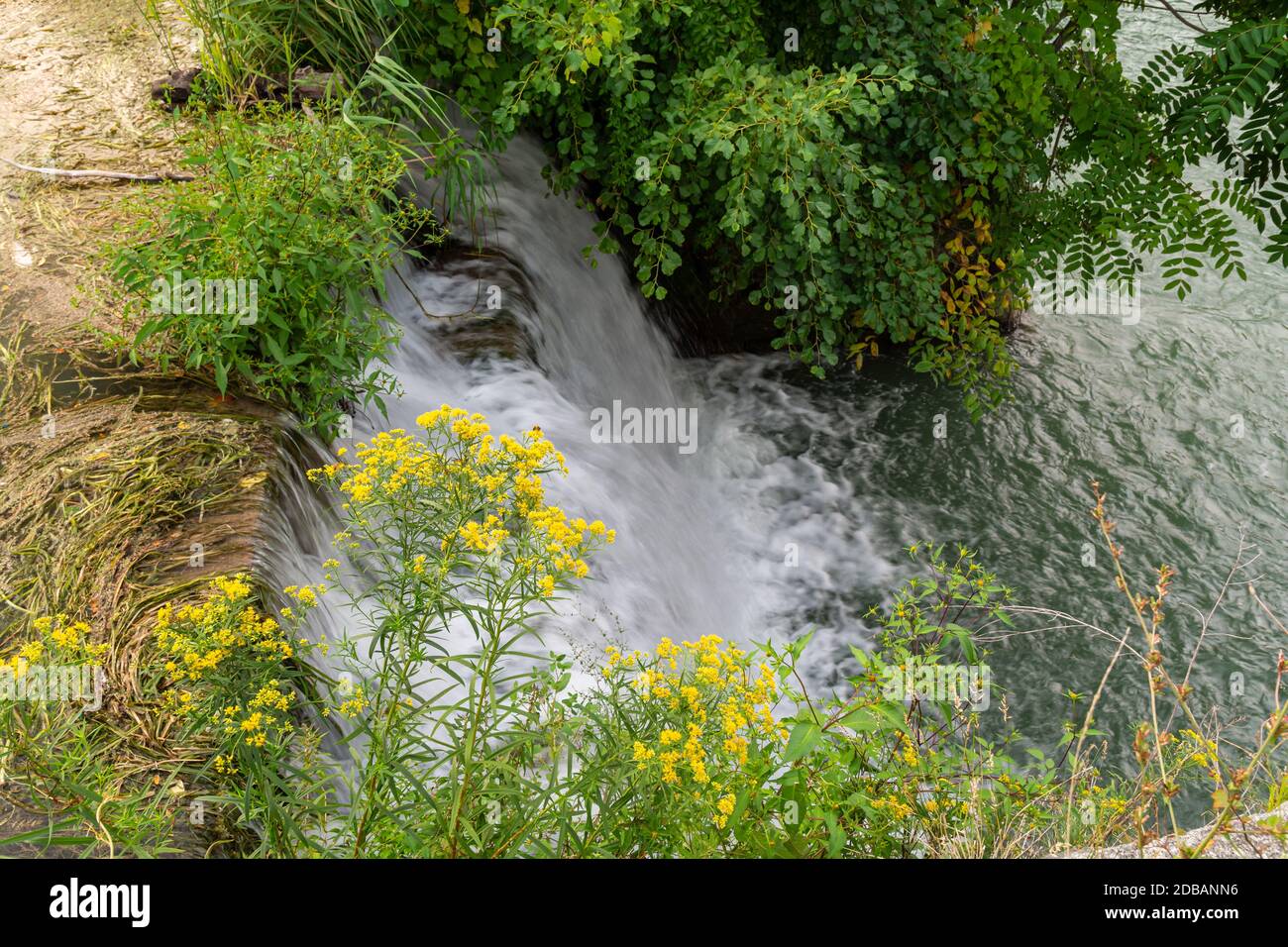 Refreshing waterfalls hi-res stock photography and images - Alamy