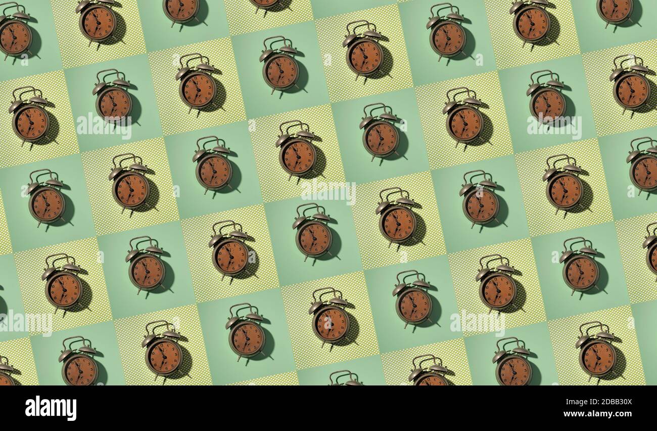 Rows vintage alarm clocks hi-res stock photography and images - Alamy