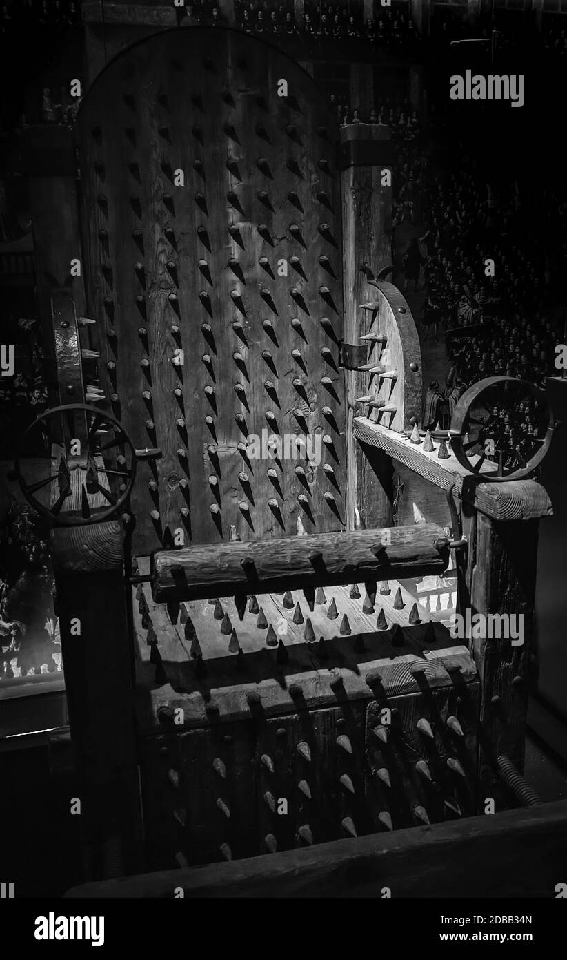 Medieval instrument of torture, detail of torture in the inquisition ...