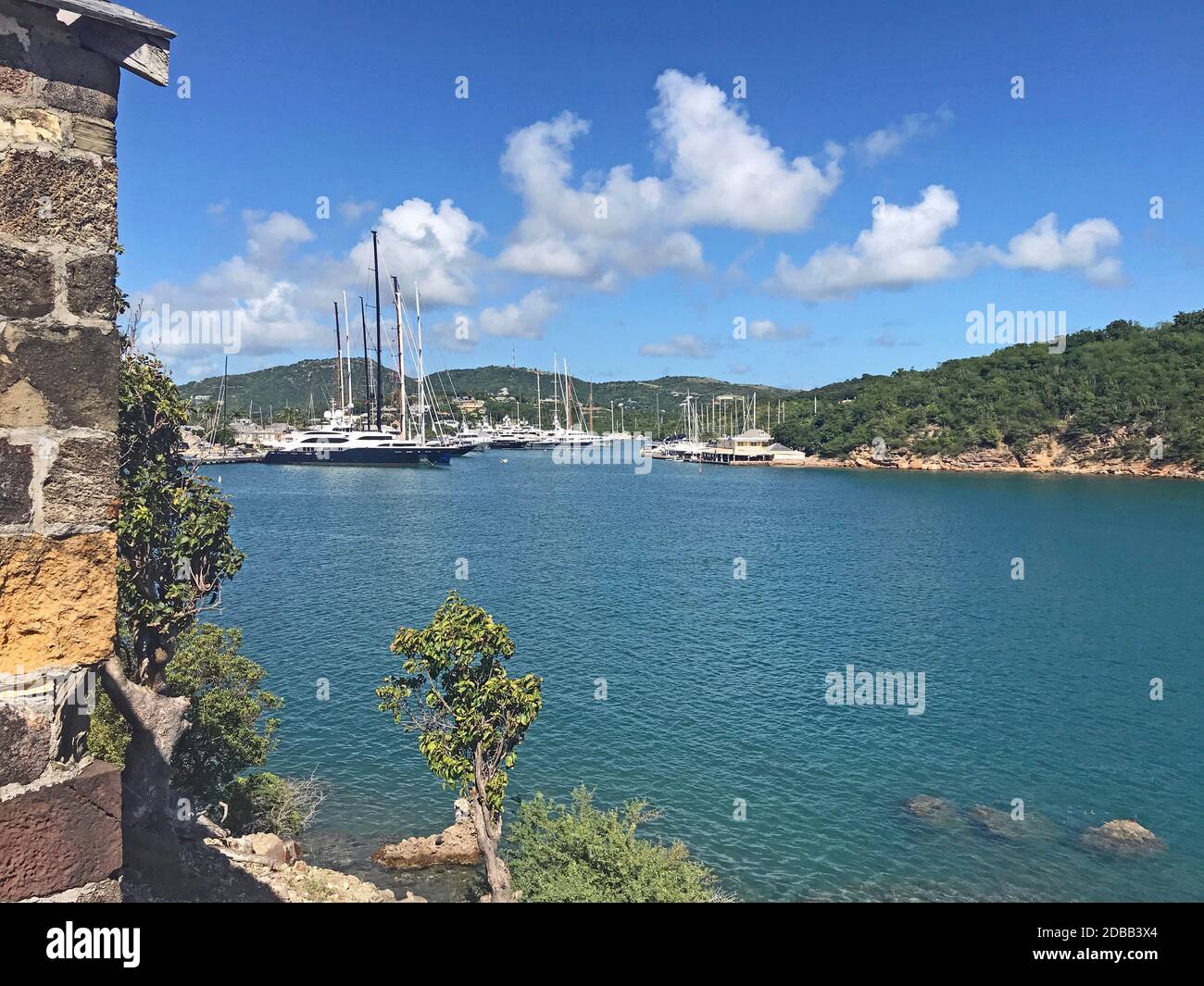 Old english fort hi-res stock photography and images - Alamy