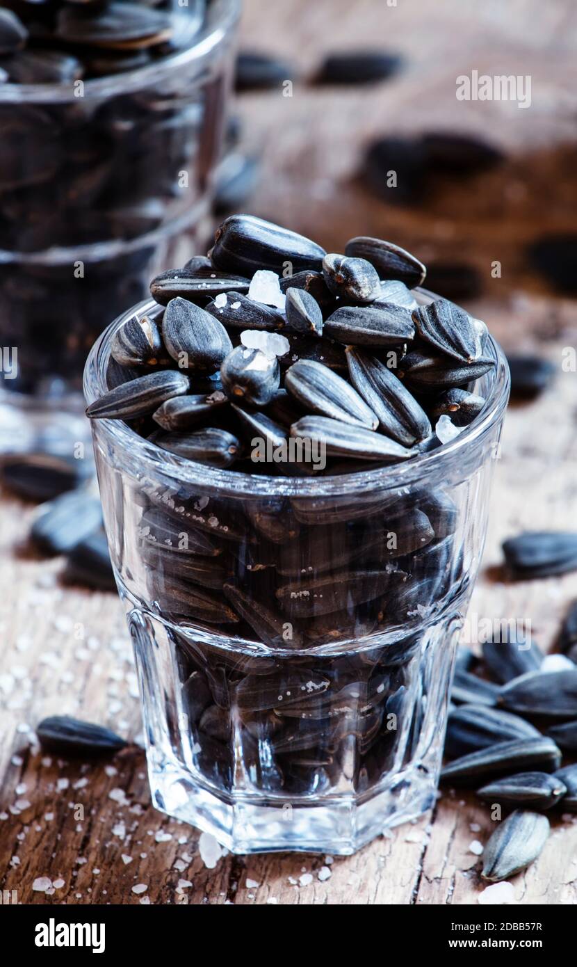 Russian sunflower seeds hi-res stock photography and images - Alamy