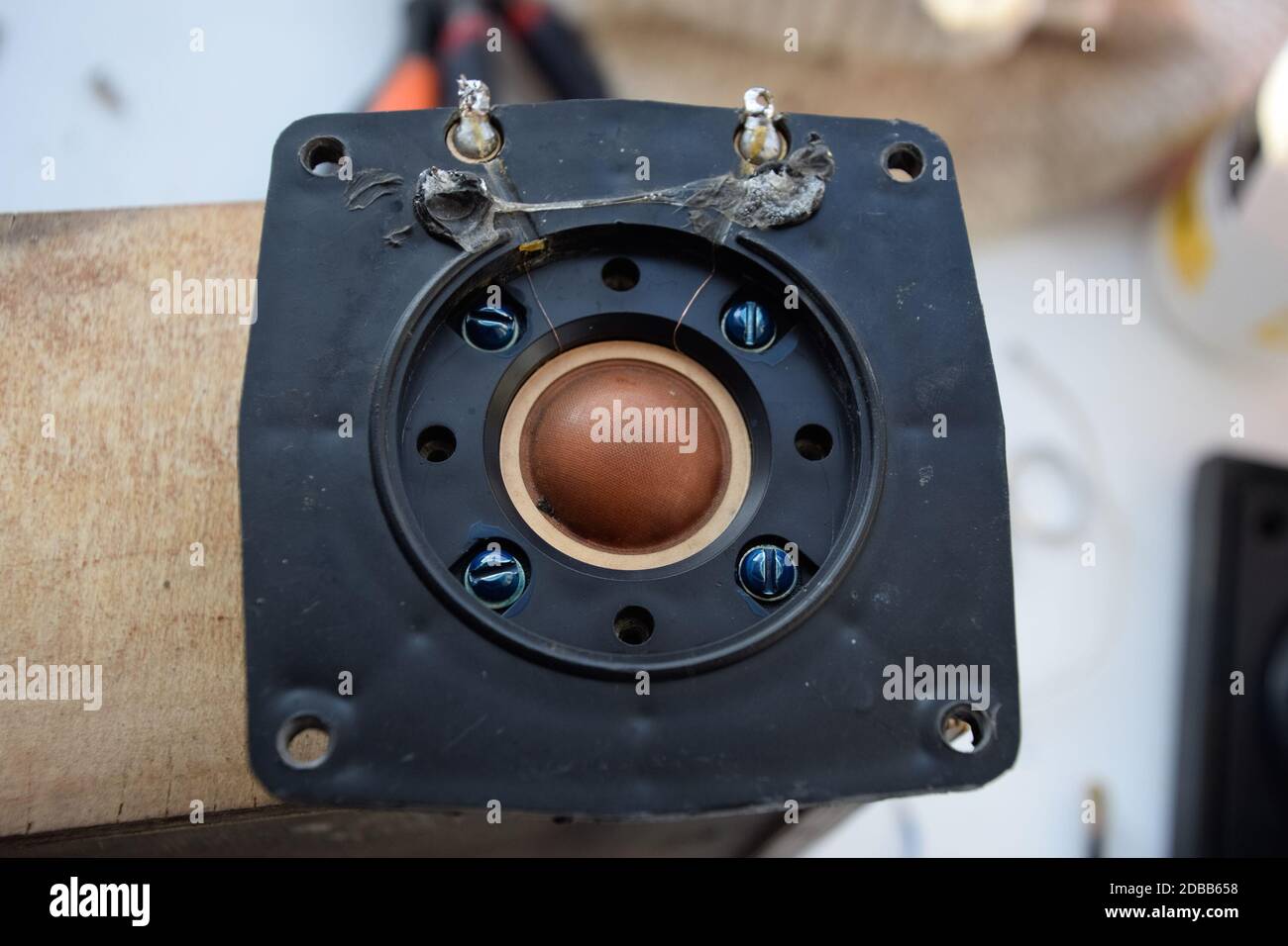Emitter amplifier hi-res stock photography and images - Alamy
