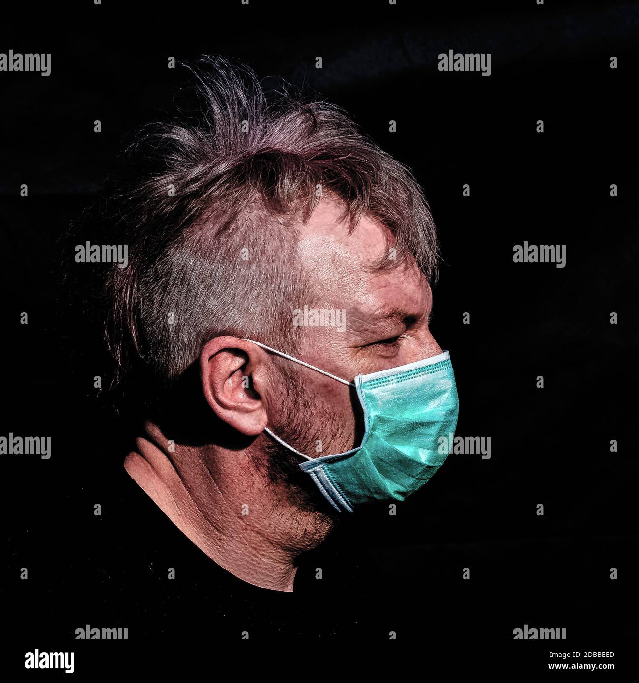 Male with mask hi-res stock photography and images - Alamy