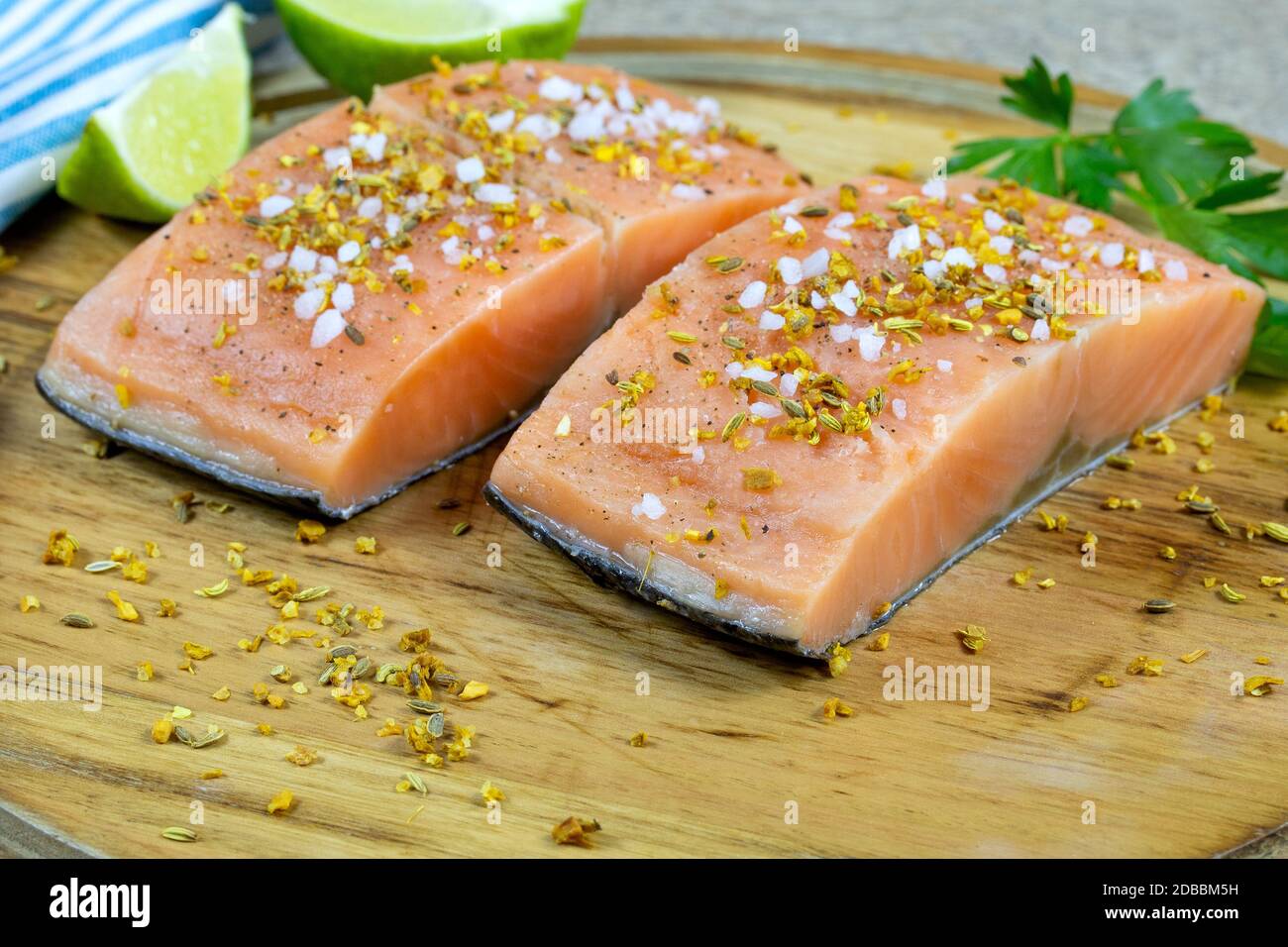 raw salmon steak Stock Photo - Alamy