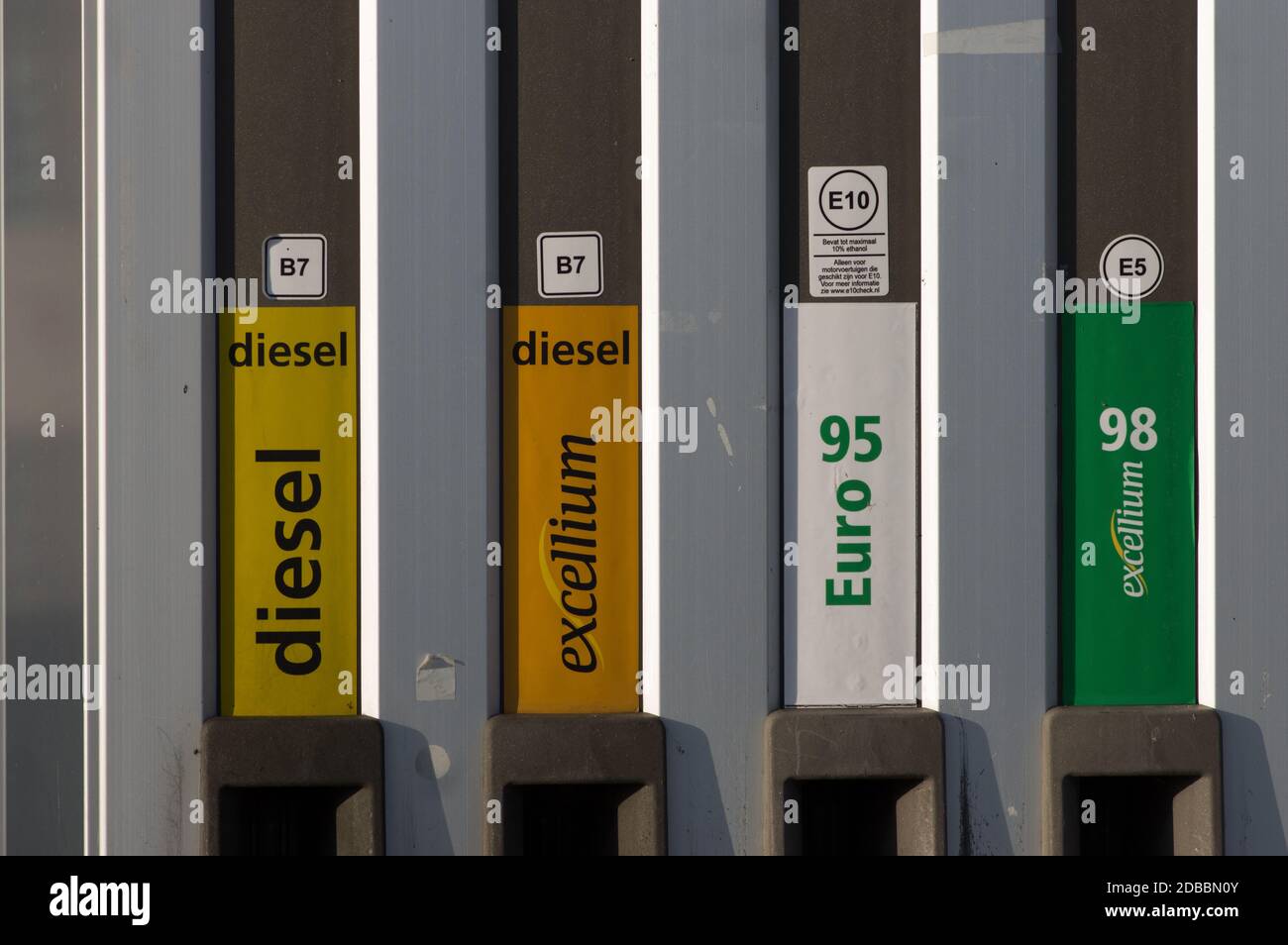 Benzene pumps hi-res stock photography and images - Alamy