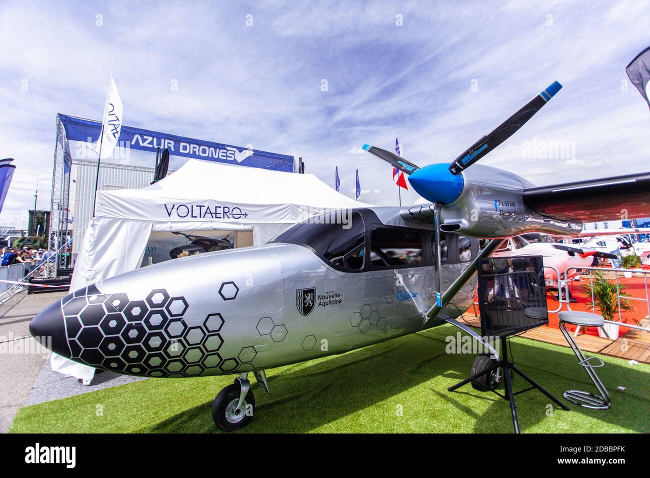 Aircraft exhibition paris hi-res stock photography and images - Alamy