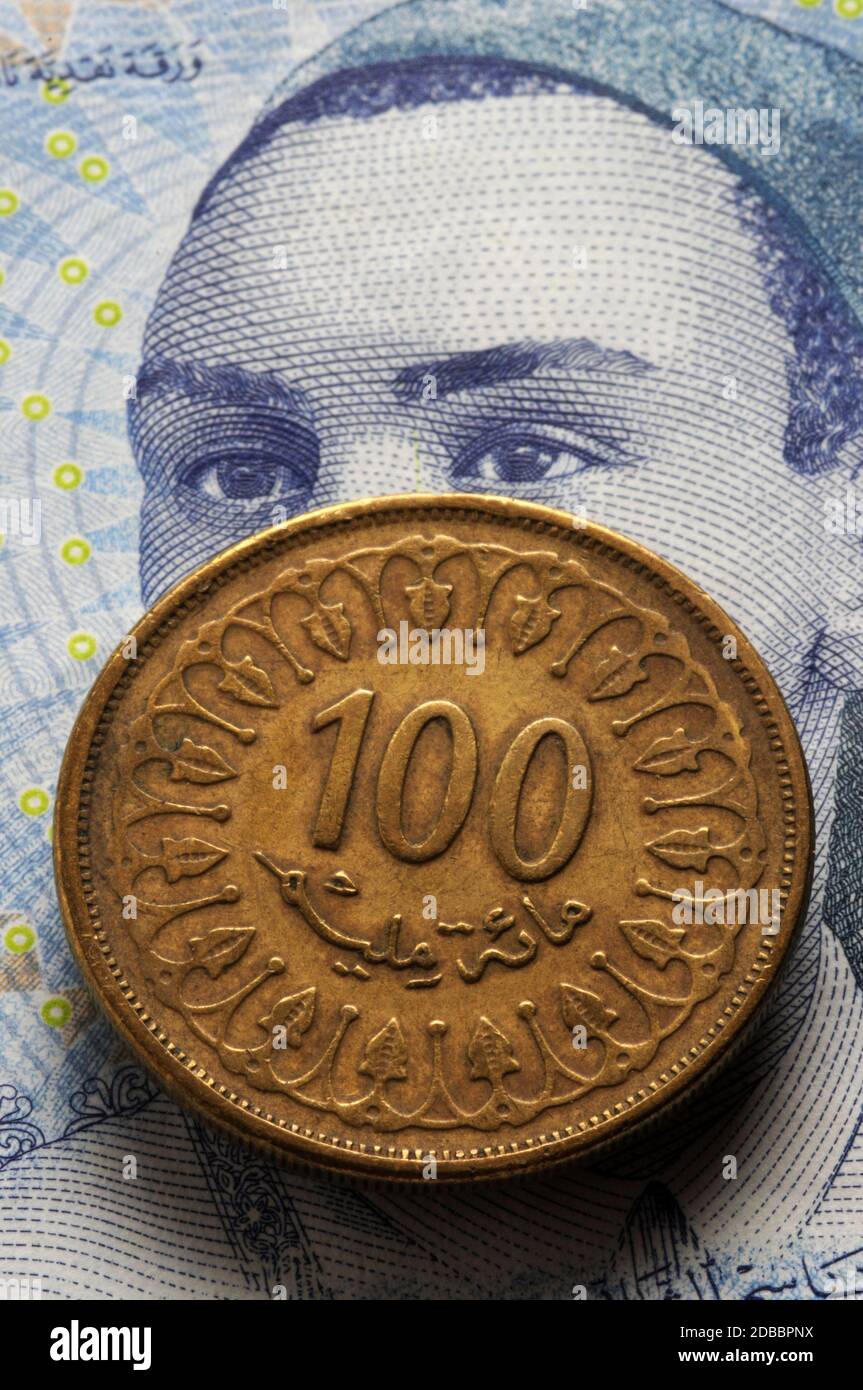 Close up on tunisian currency Stock Photo - Alamy
