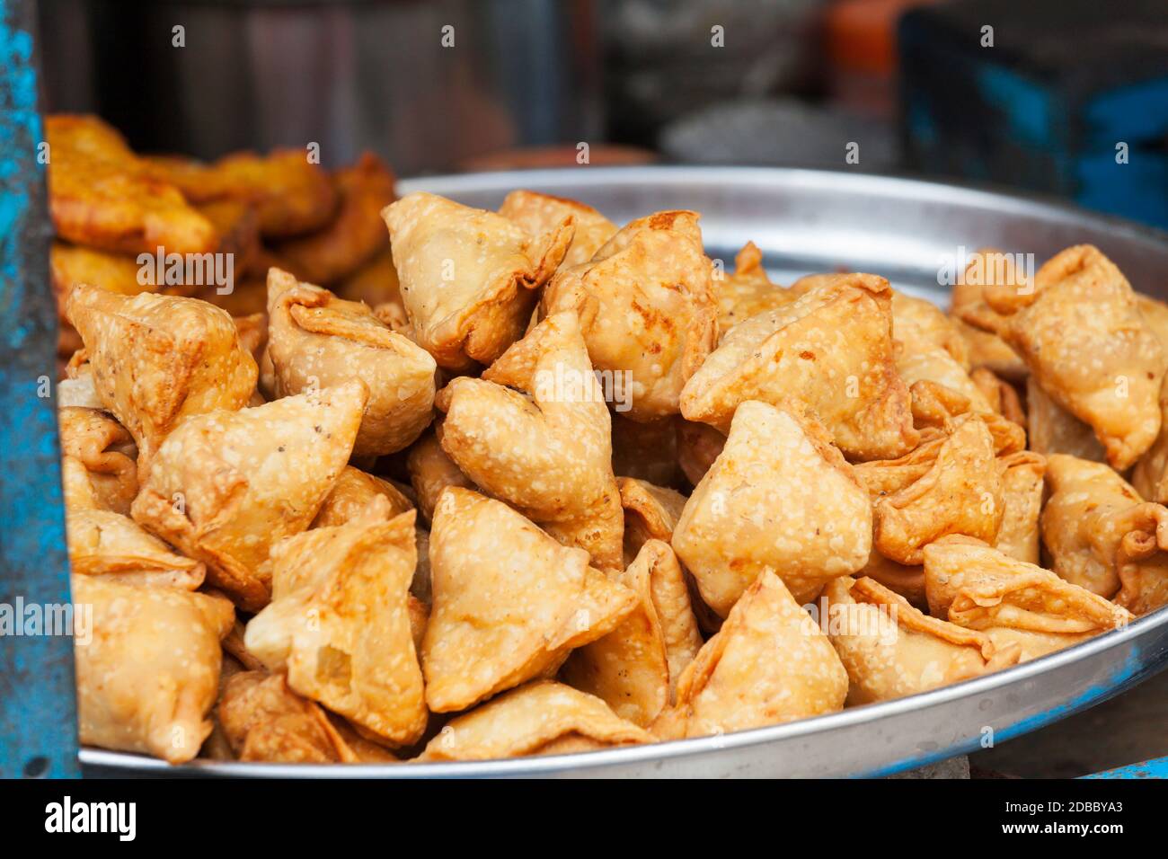 lots of indian samosa on a plate Stock Photo - Alamy