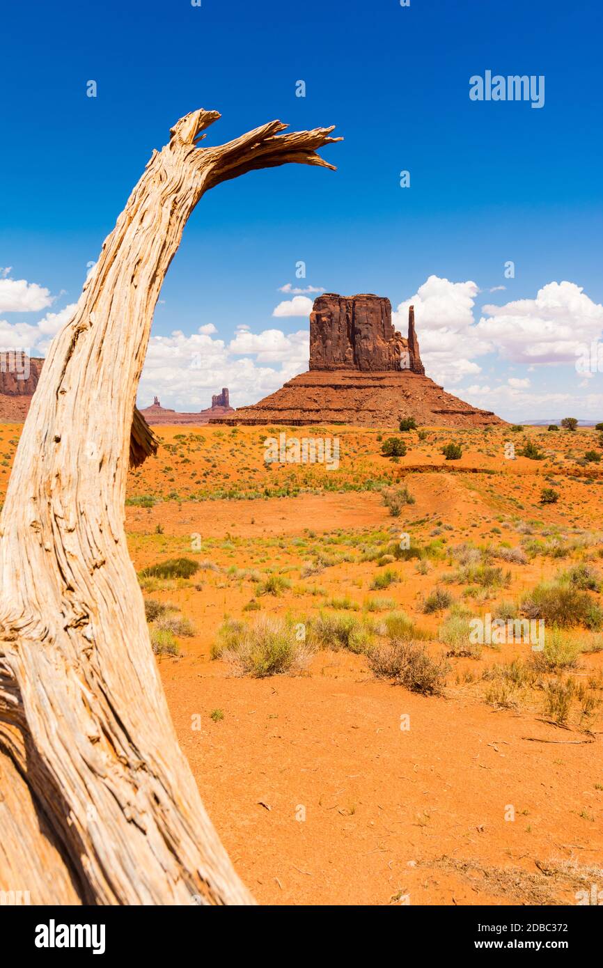 Monument Valley on the border between Arizona and Utah, USA Stock Photo ...