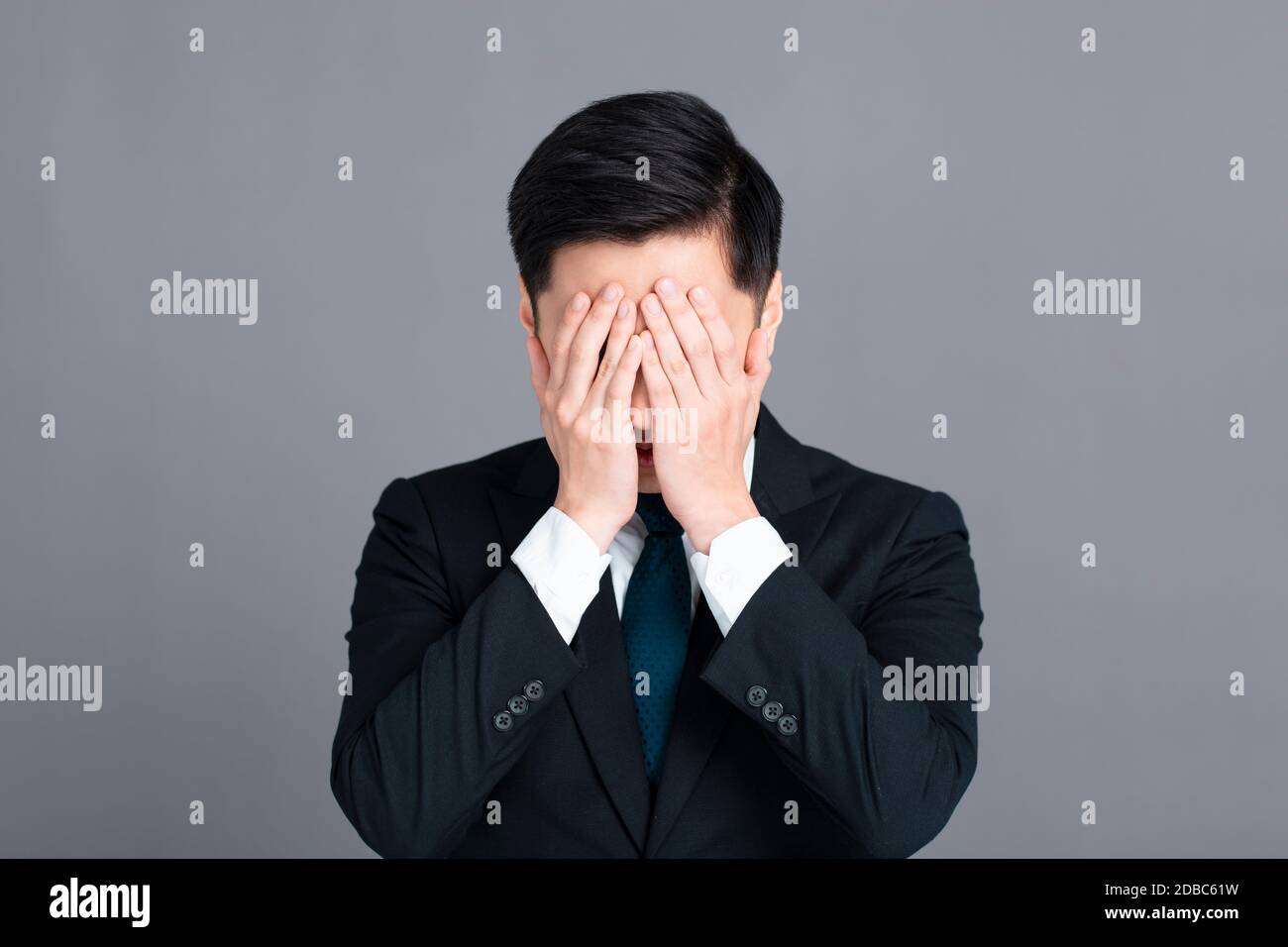 Hand cover face hi-res stock photography and images - Alamy