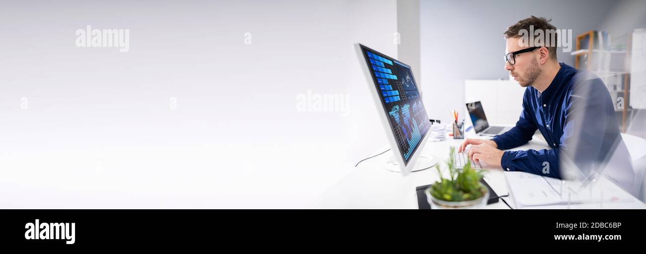 KPI Dashboard And Computer Data Management Technology Stock Photo - Alamy