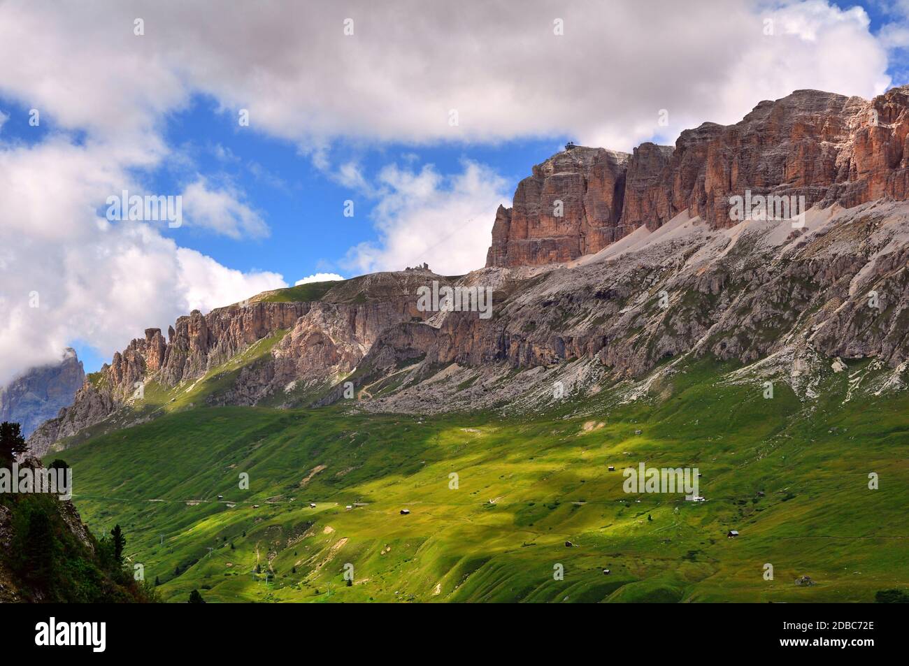 Tour dolomiten hi-res stock photography and images - Alamy