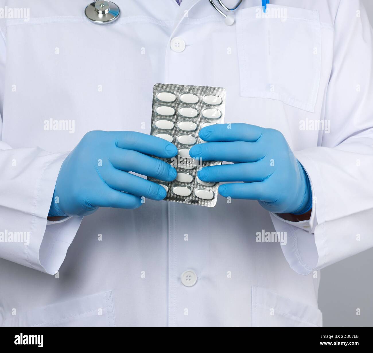 Sterile packs hi-res stock photography and images - Alamy