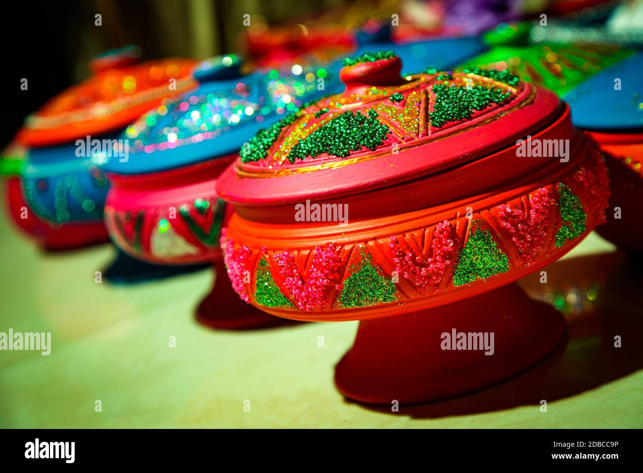 Traditional indian pottery hi-res stock photography and images - Alamy