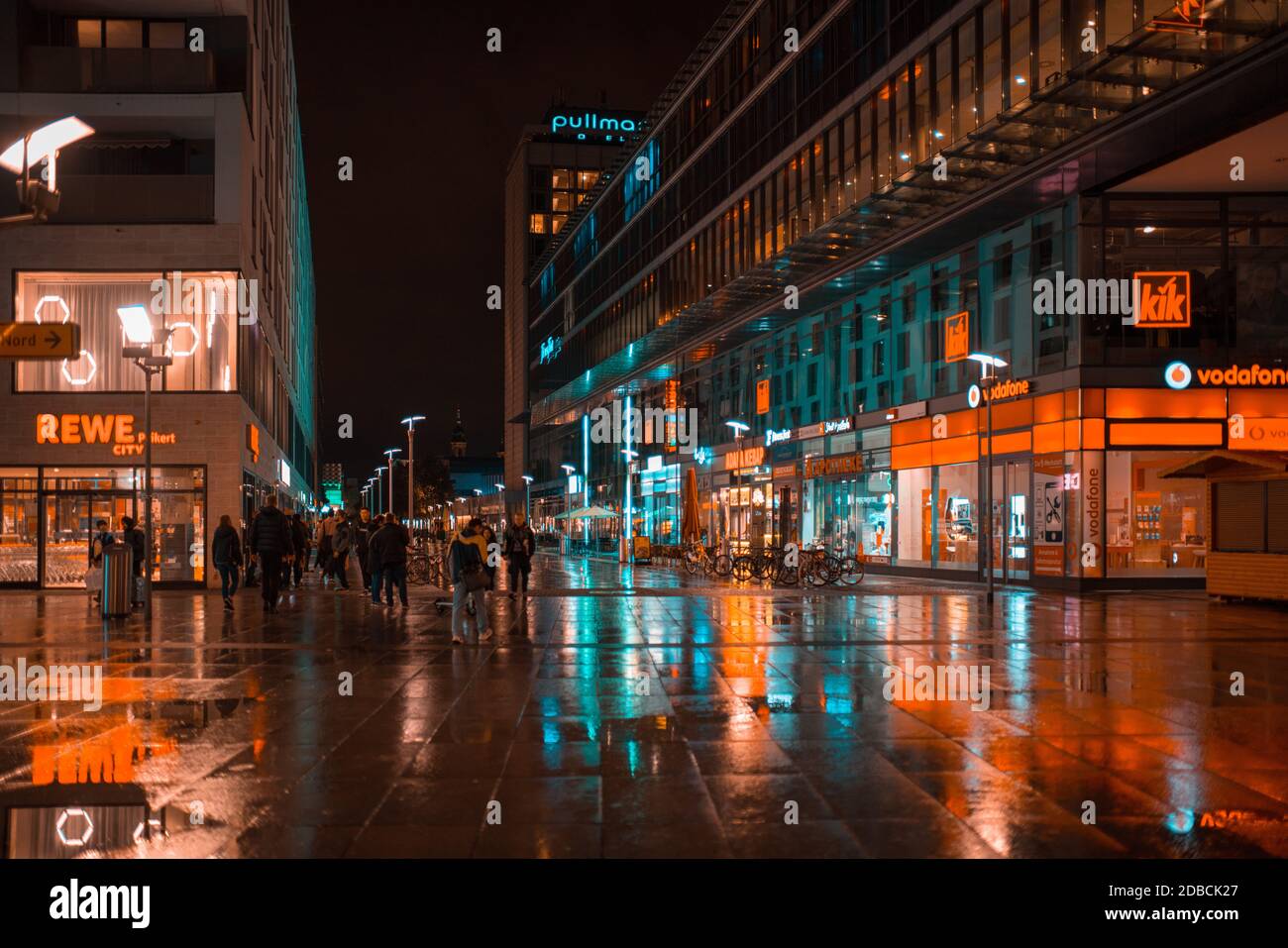 DRESDEN, GERMANY - JULY 24, 2019: Night view of city streets Stock ...
