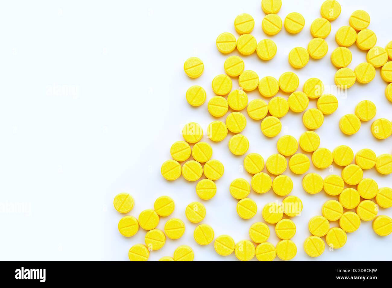 Yellow tablets of Paracetamol on white background. Copy space Stock ...