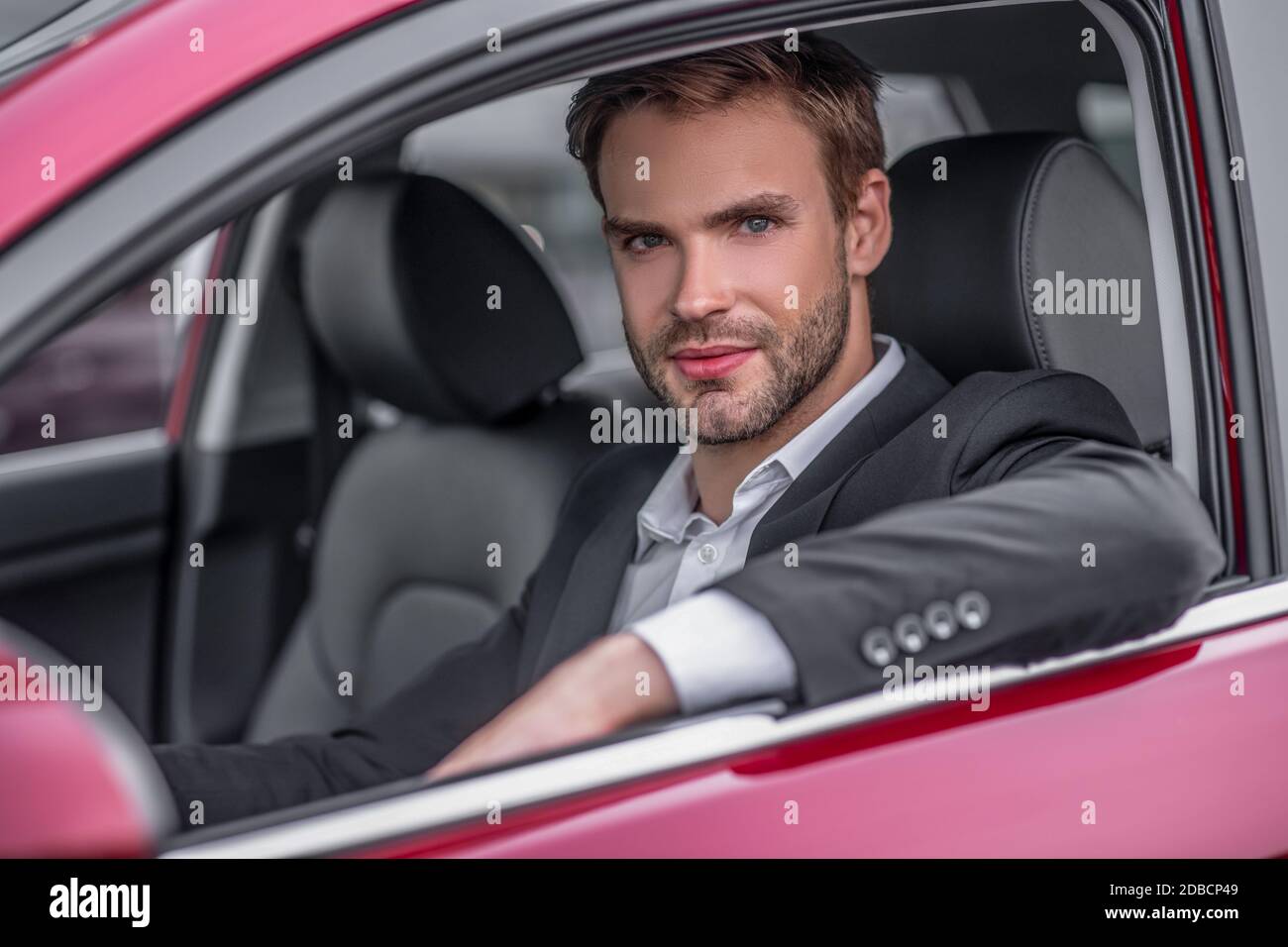 Elbow out hi-res stock photography and images - Alamy