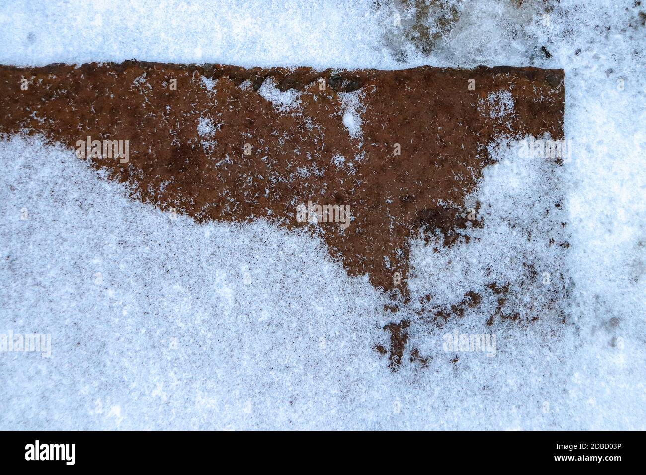 Snow on the rust metal surface background Stock Photo - Alamy