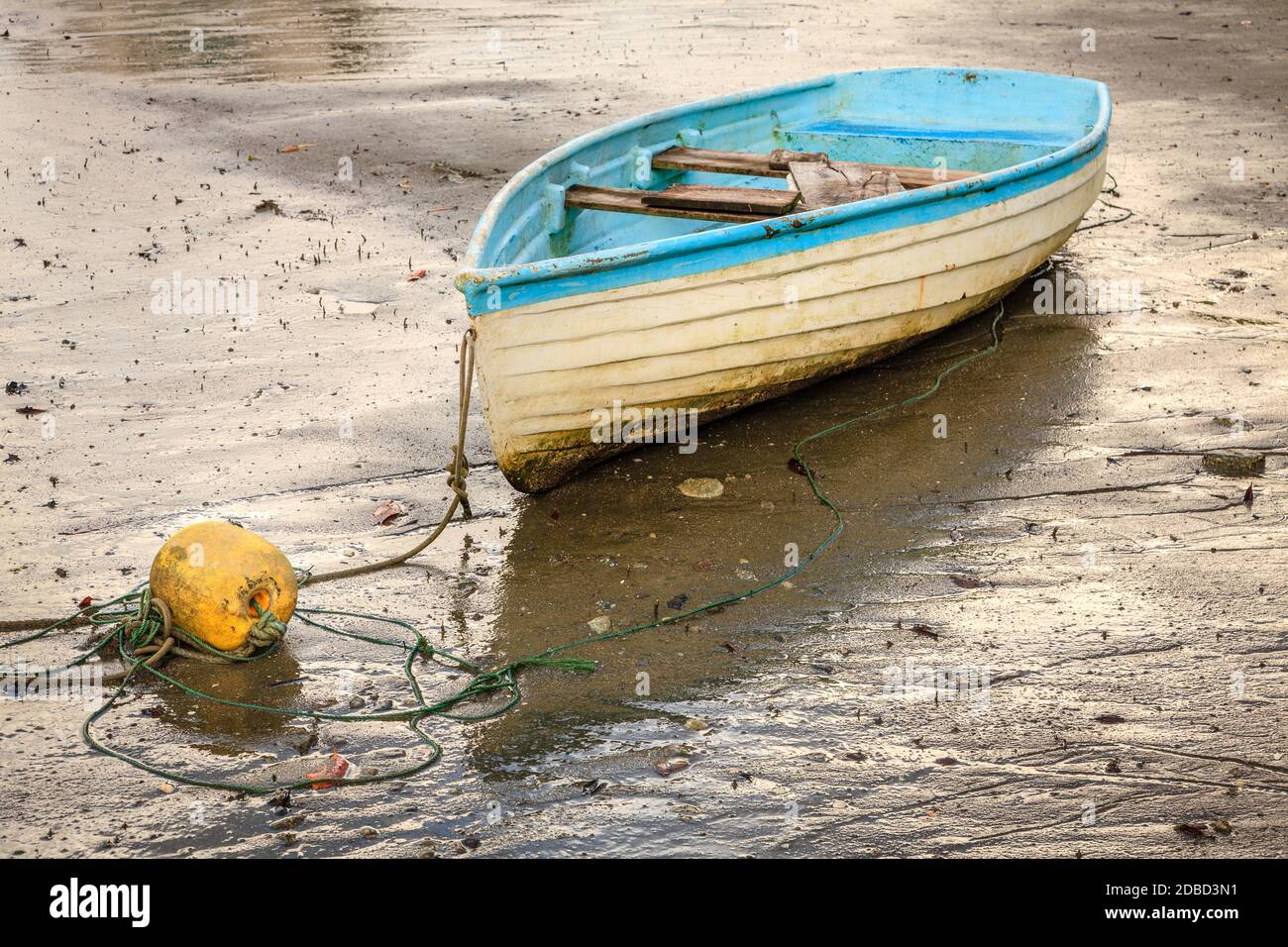 Old rowboat on a beach during low tide. Costa Rica Stock Photo - Alamy