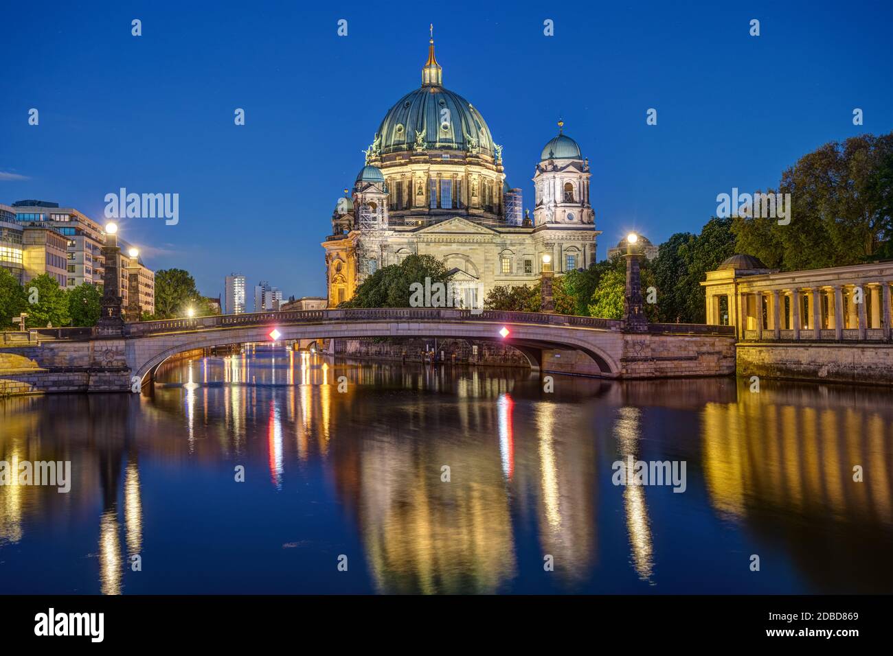 Berliner street bridge hi-res stock photography and images - Alamy