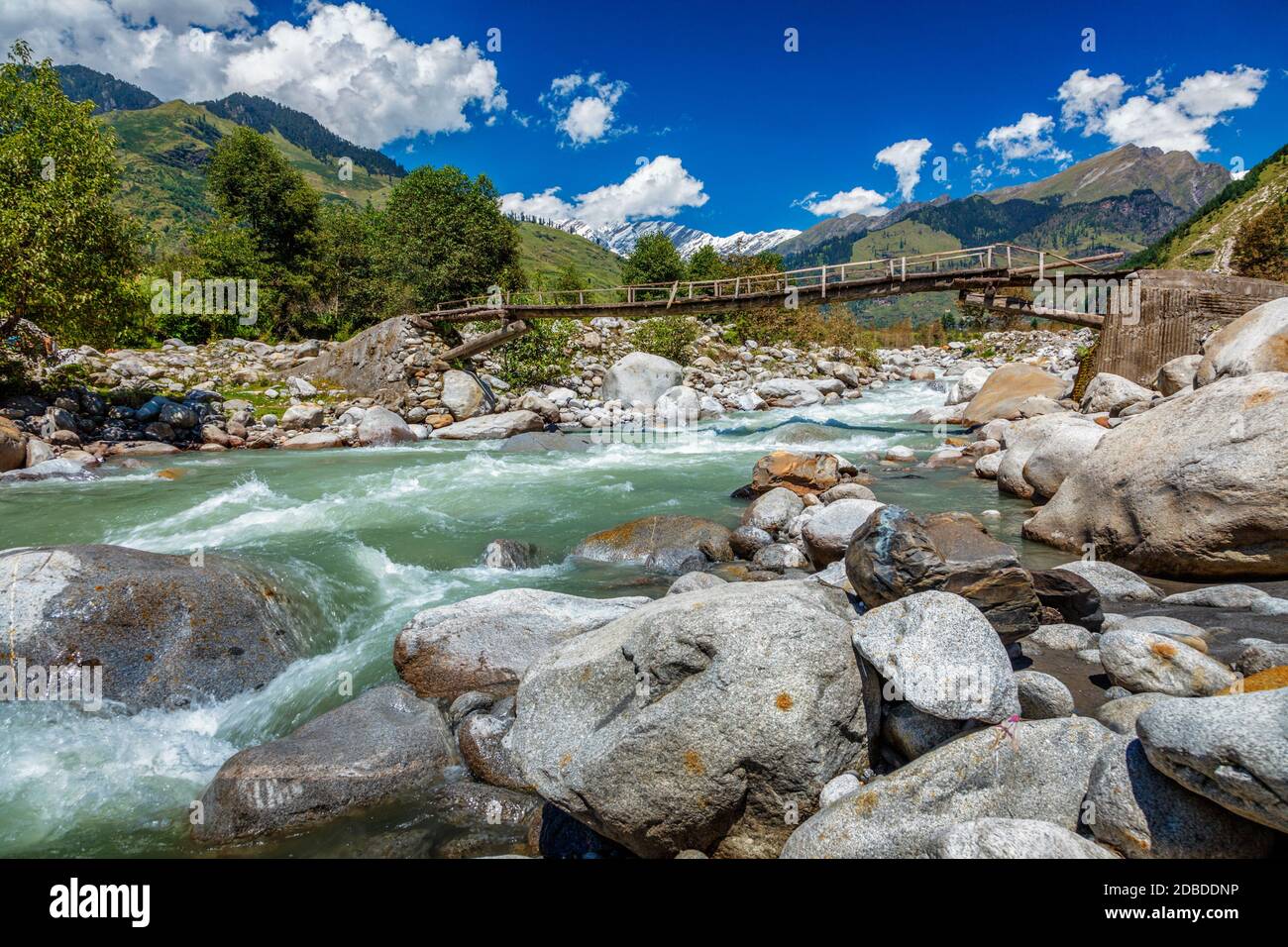 Wooden bridge over Beas River, near Manali in Kullu Valley, Himachal ...