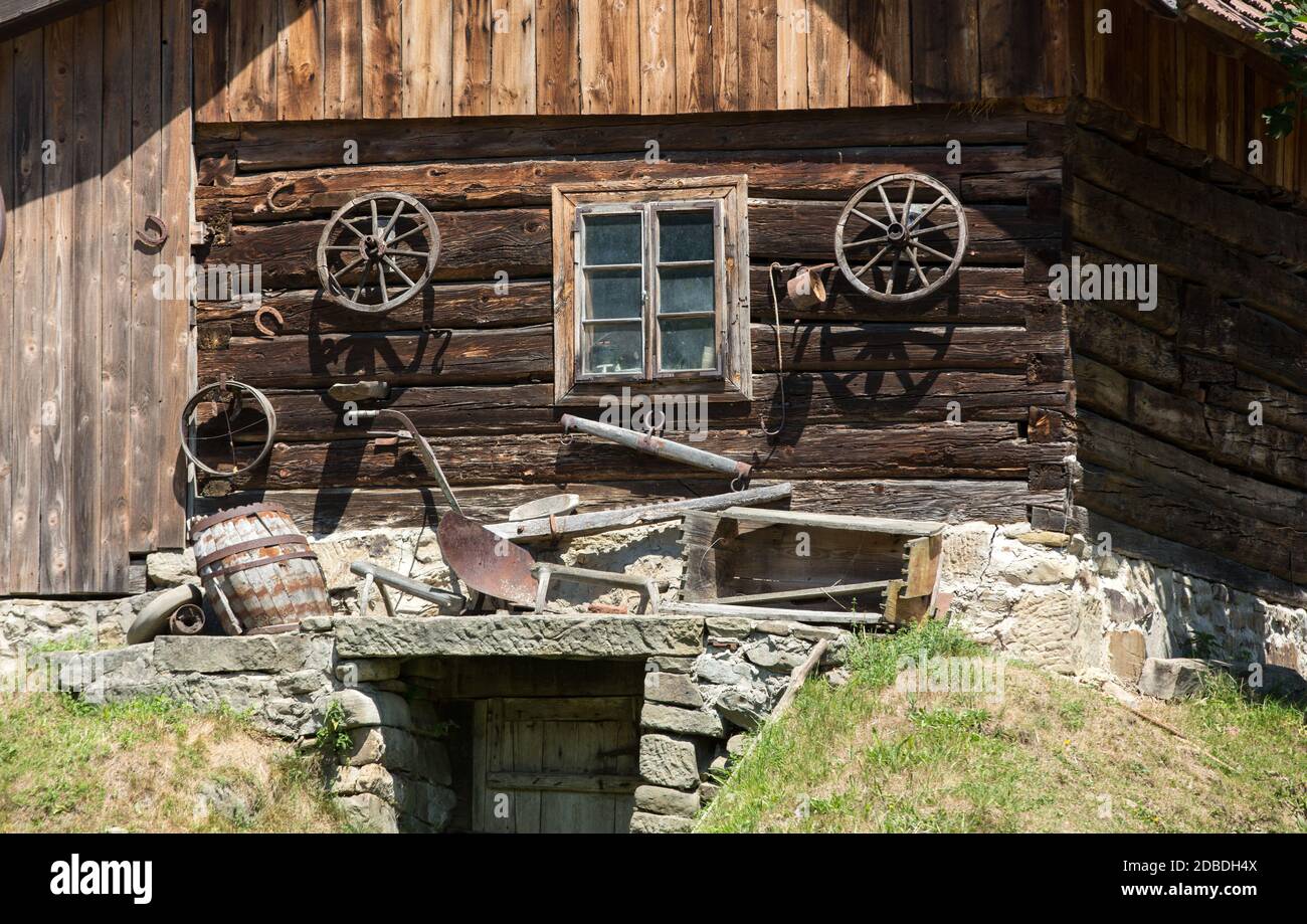 Traditional rural farmhouse in Poland Stock Photo - Alamy