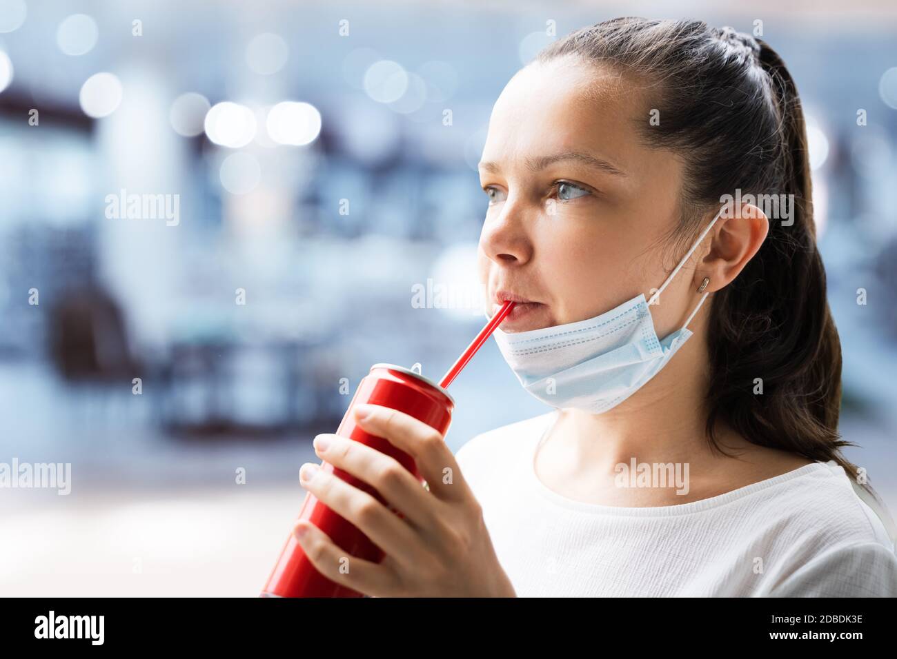 Women drinking soda hi-res stock photography and images - Alamy