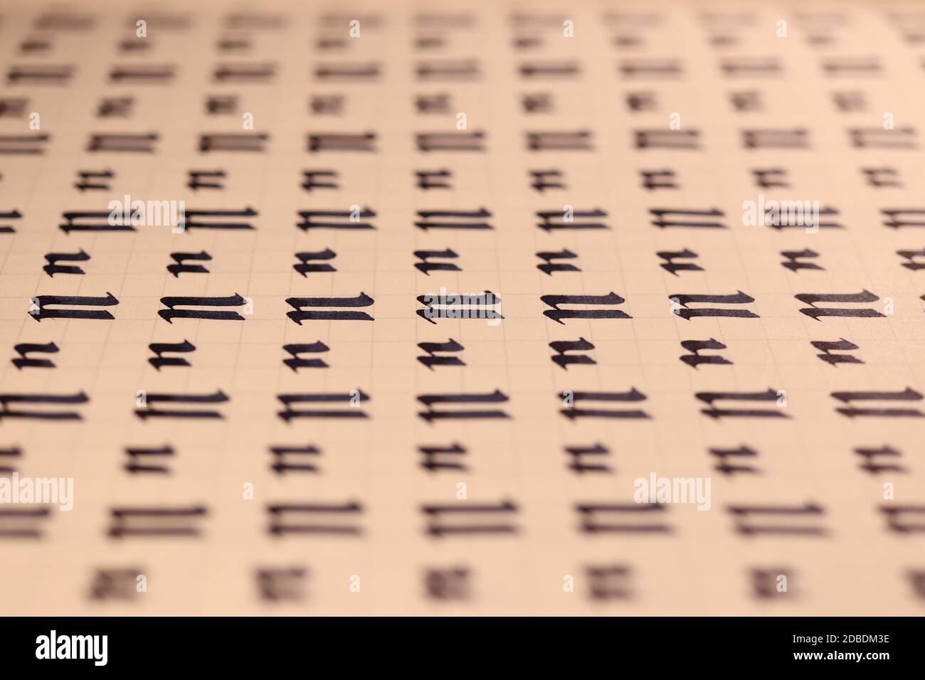 Handwriting symbol filling pattern. Calligraphic letter U learning ...