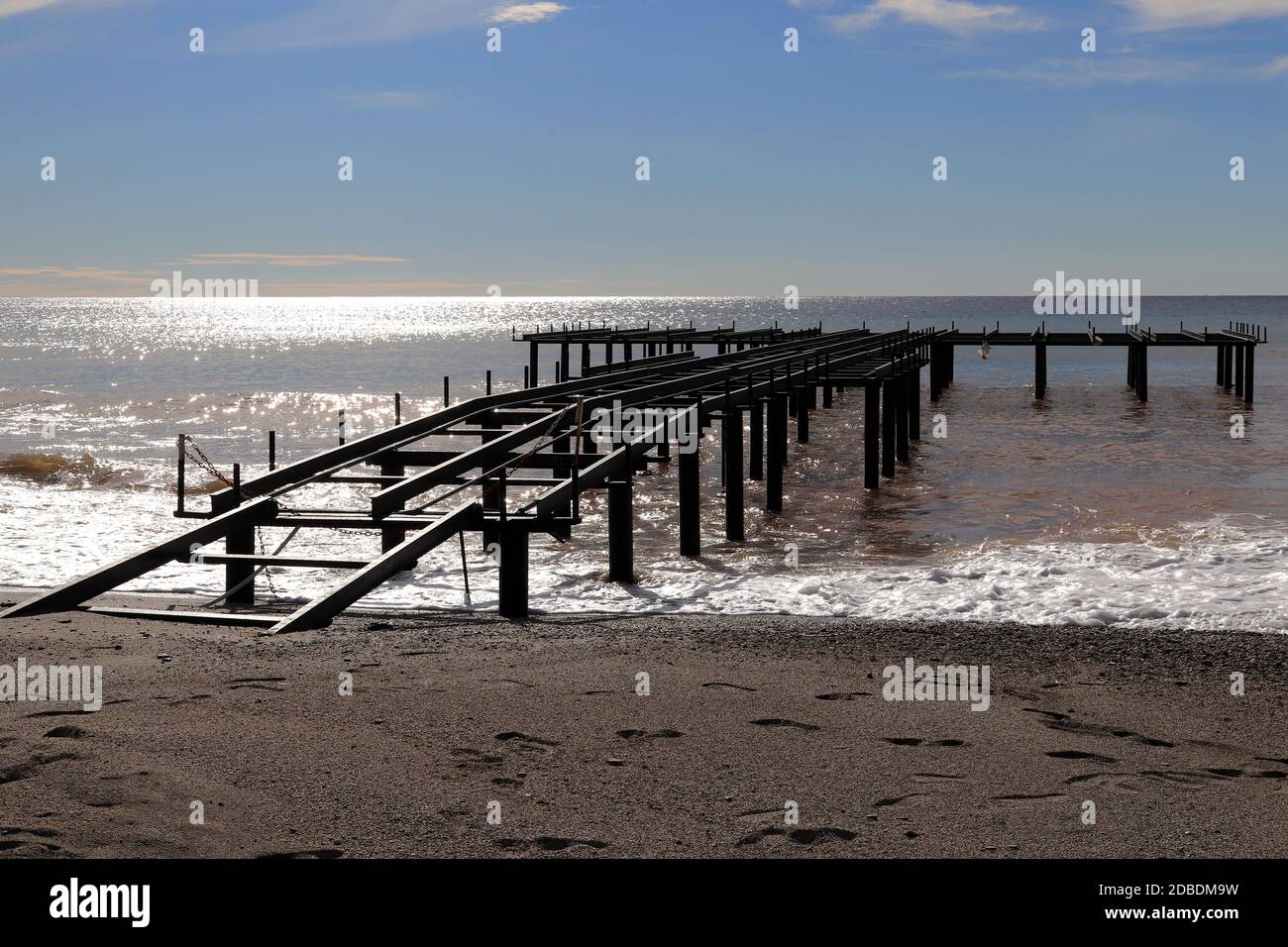 Metal rustic pier construction seascape Stock Photo - Alamy