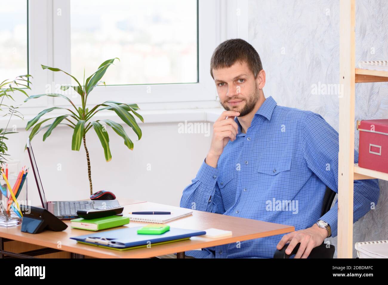 Specialist businesspeople hi-res stock photography and images - Alamy