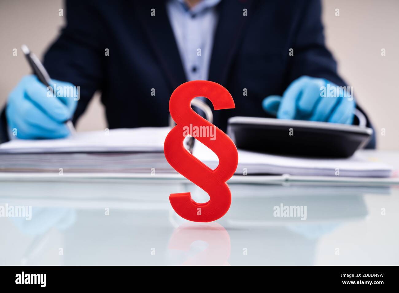 Paragraph Sign At Lawyer Desk Writing Report In Gloves Stock Photo - Alamy