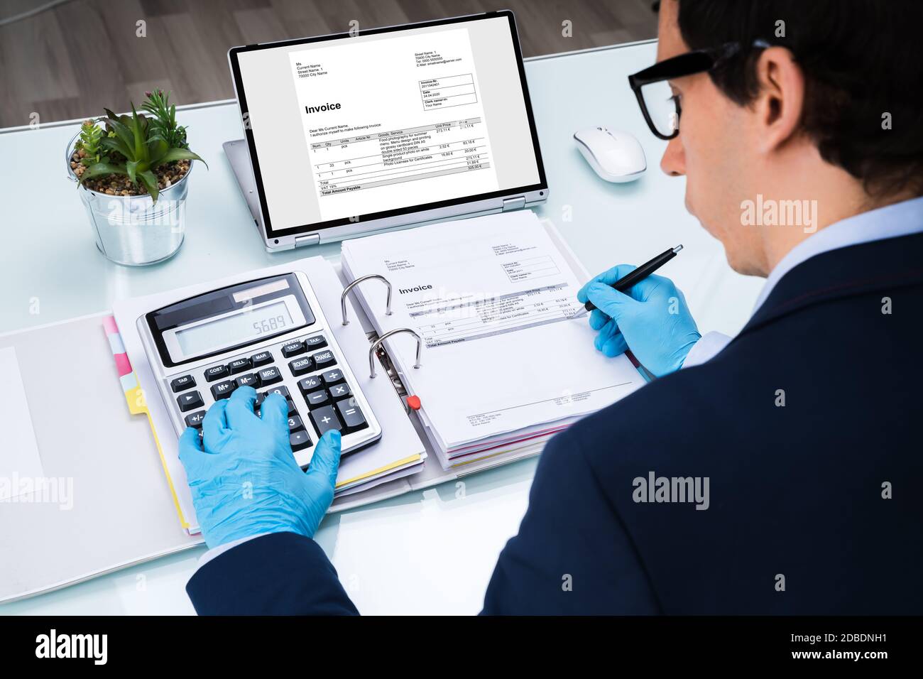 Using E Invoice Software Calculating Electronic Bills And Tax Stock ...