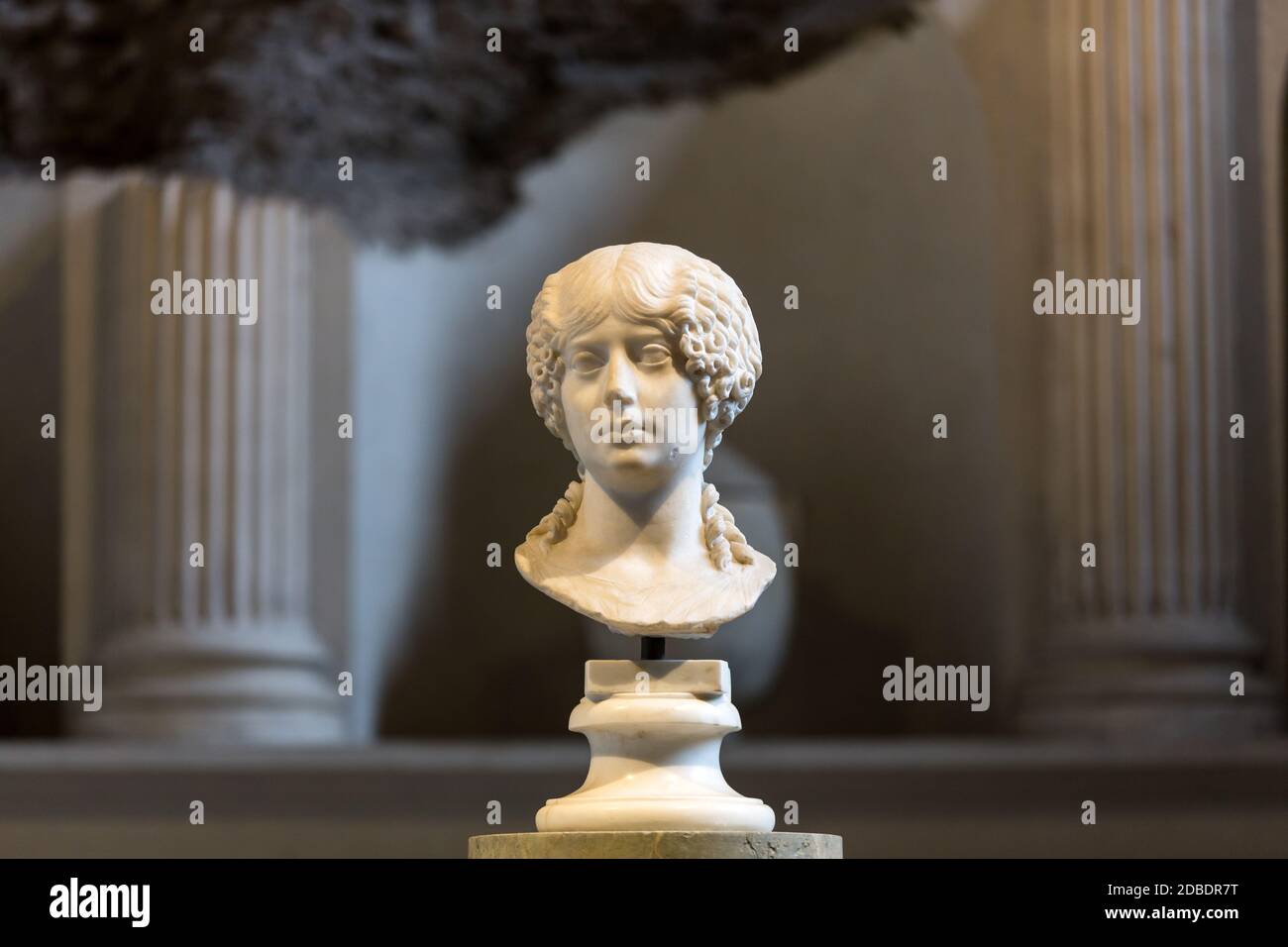 Roman emperor diocletian marble bust hi-res stock photography and ...