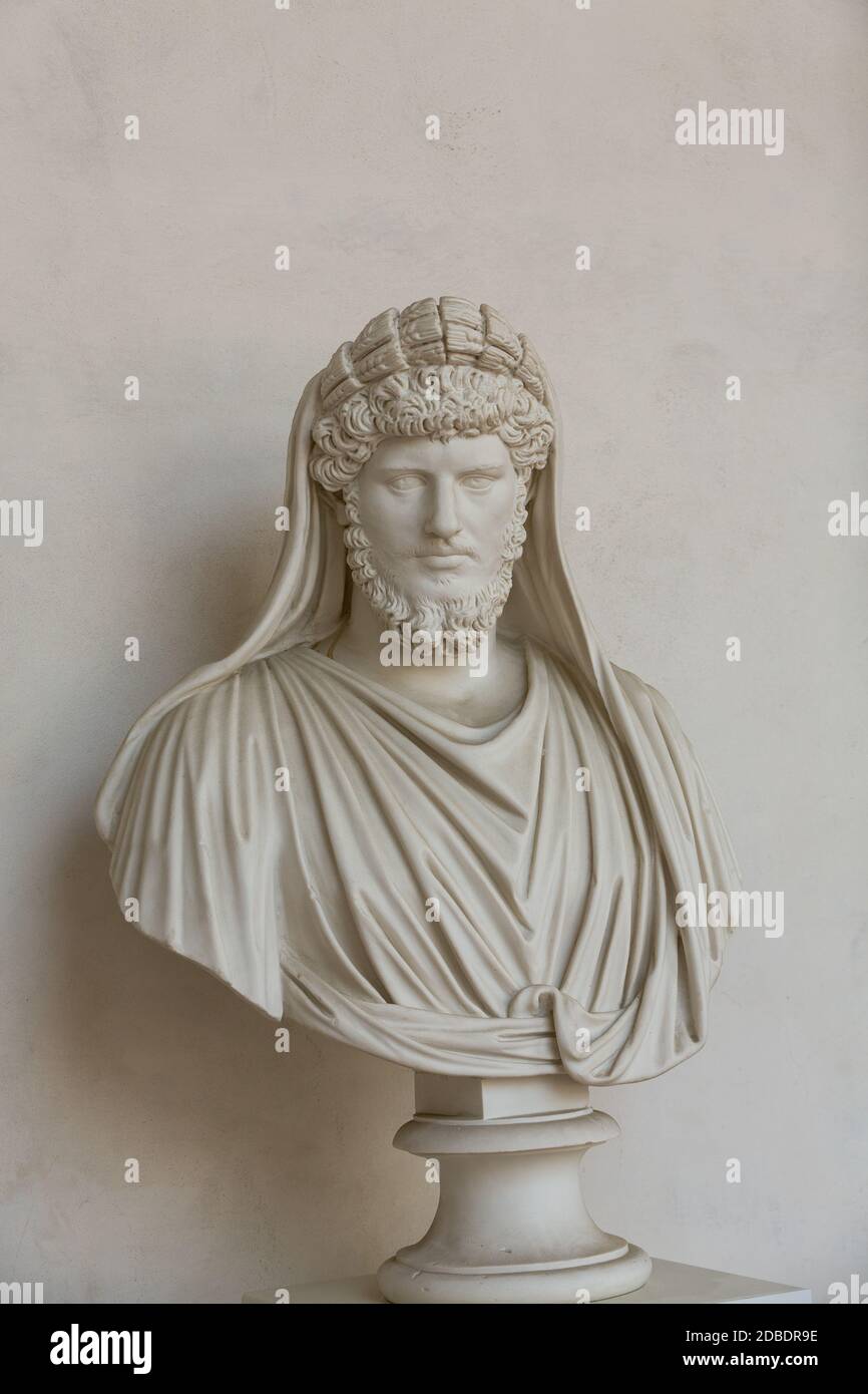 Roman emperor diocletian marble bust hi-res stock photography and ...