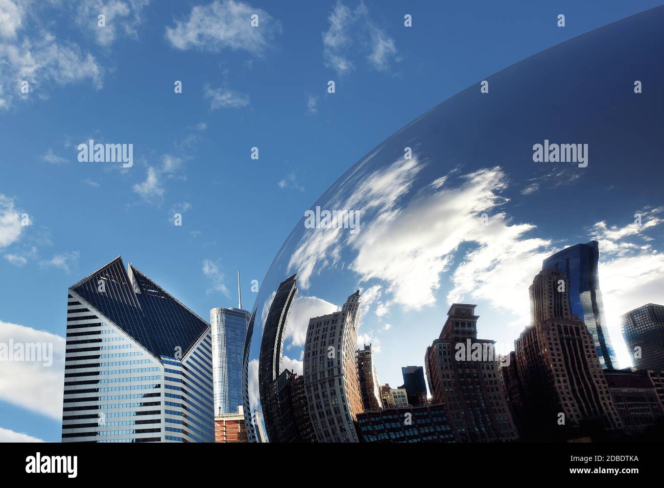 Cloud gate prudential building chicago hi-res stock photography and ...