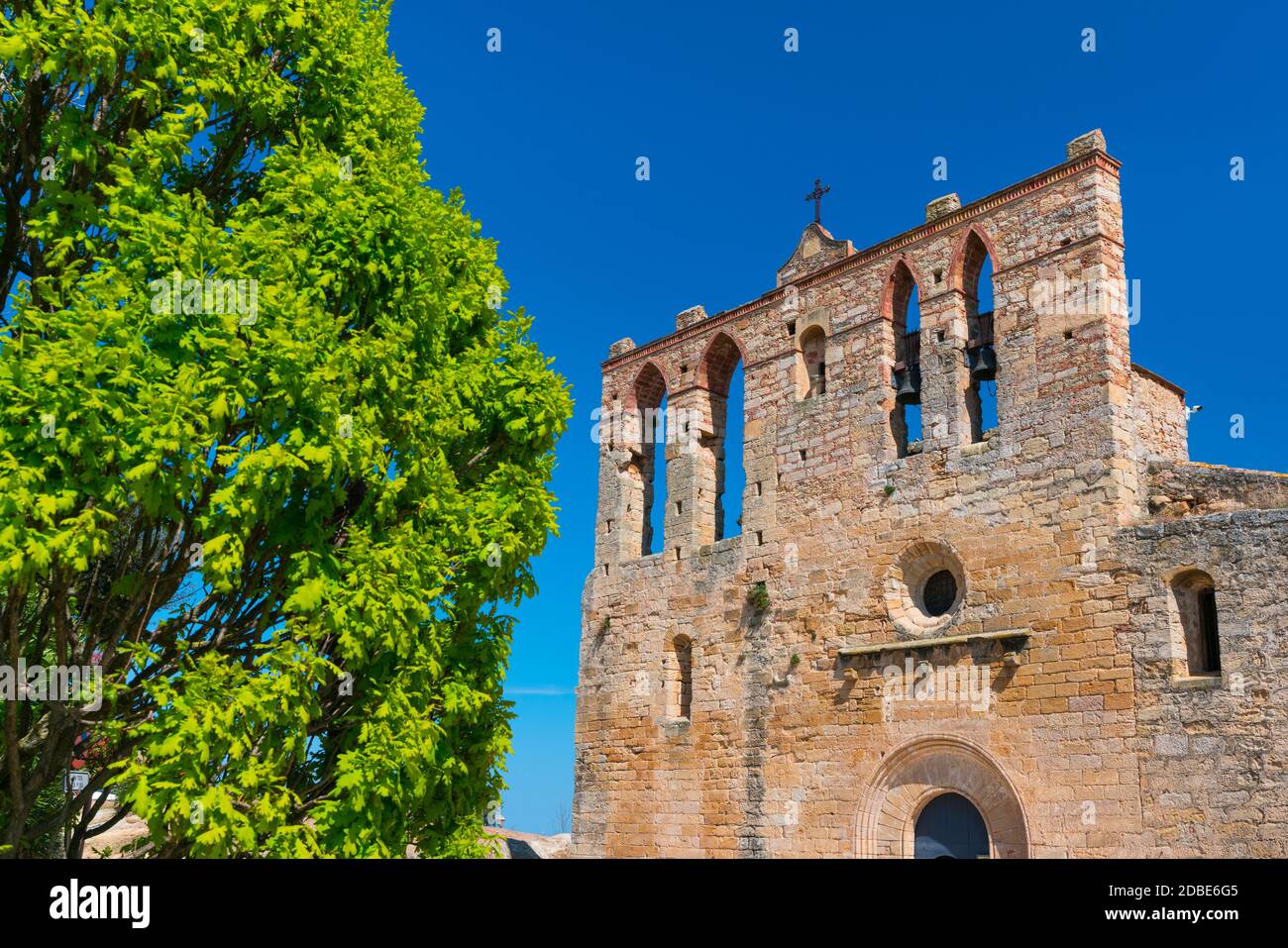 Peratallada medieval village site hi-res stock photography and images ...