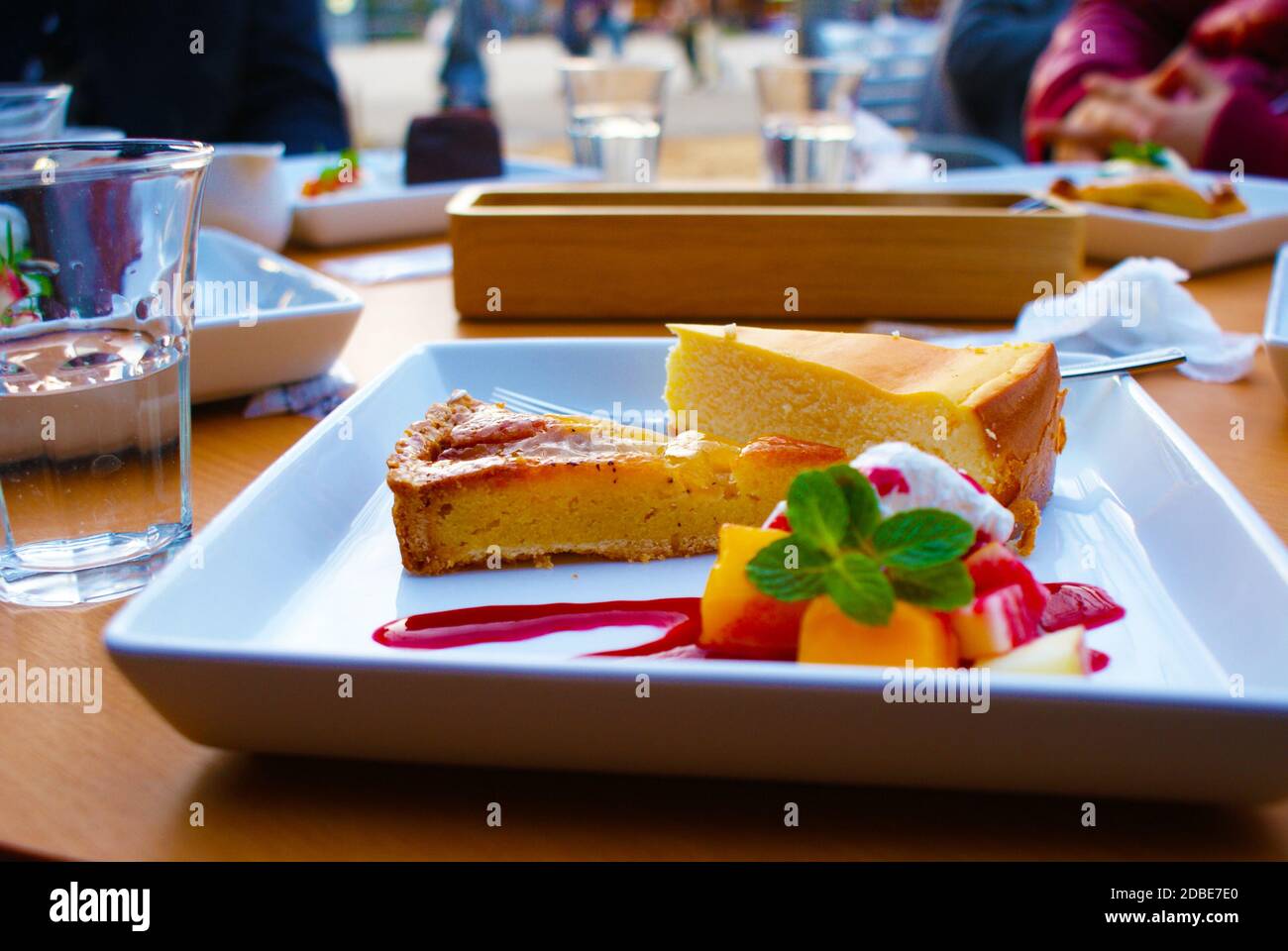 Three oclock snack hi-res stock photography and images - Alamy