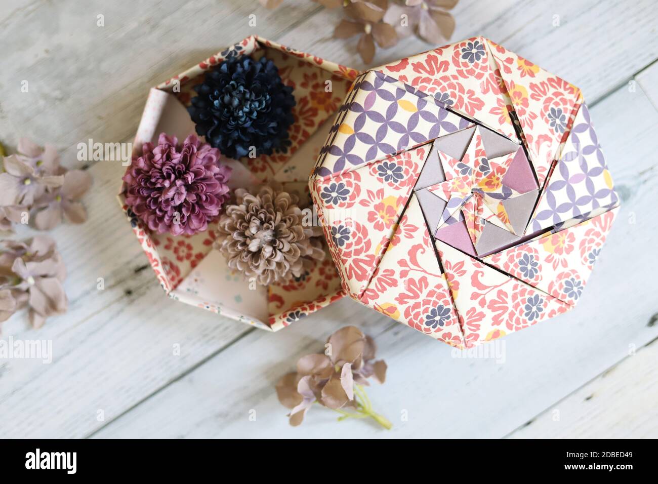 Japanese patterned chic hexagonal origami box with lid Stock Photo - Alamy