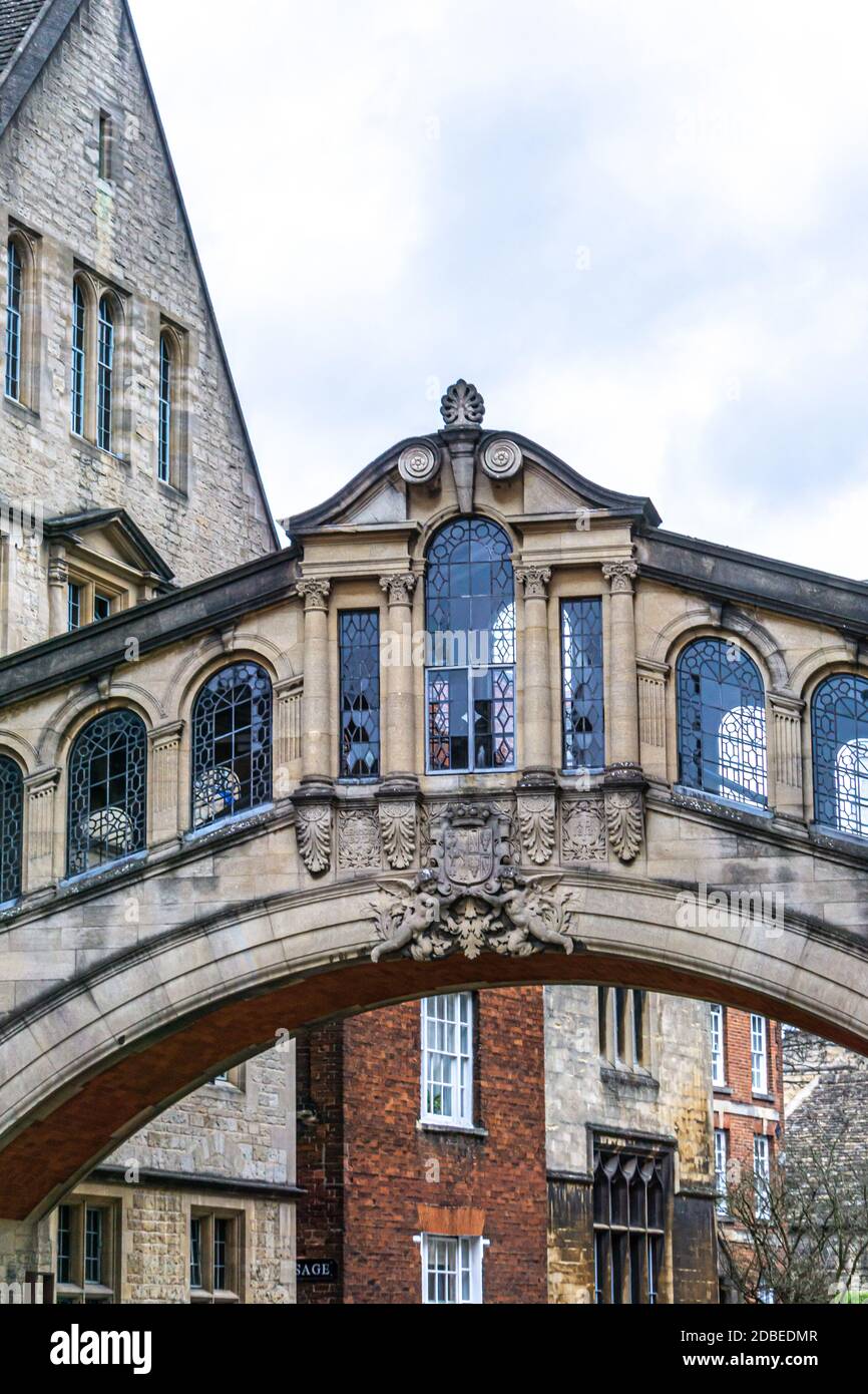 Beautiful old City of Oxford in Great Britain with historic buildings ...