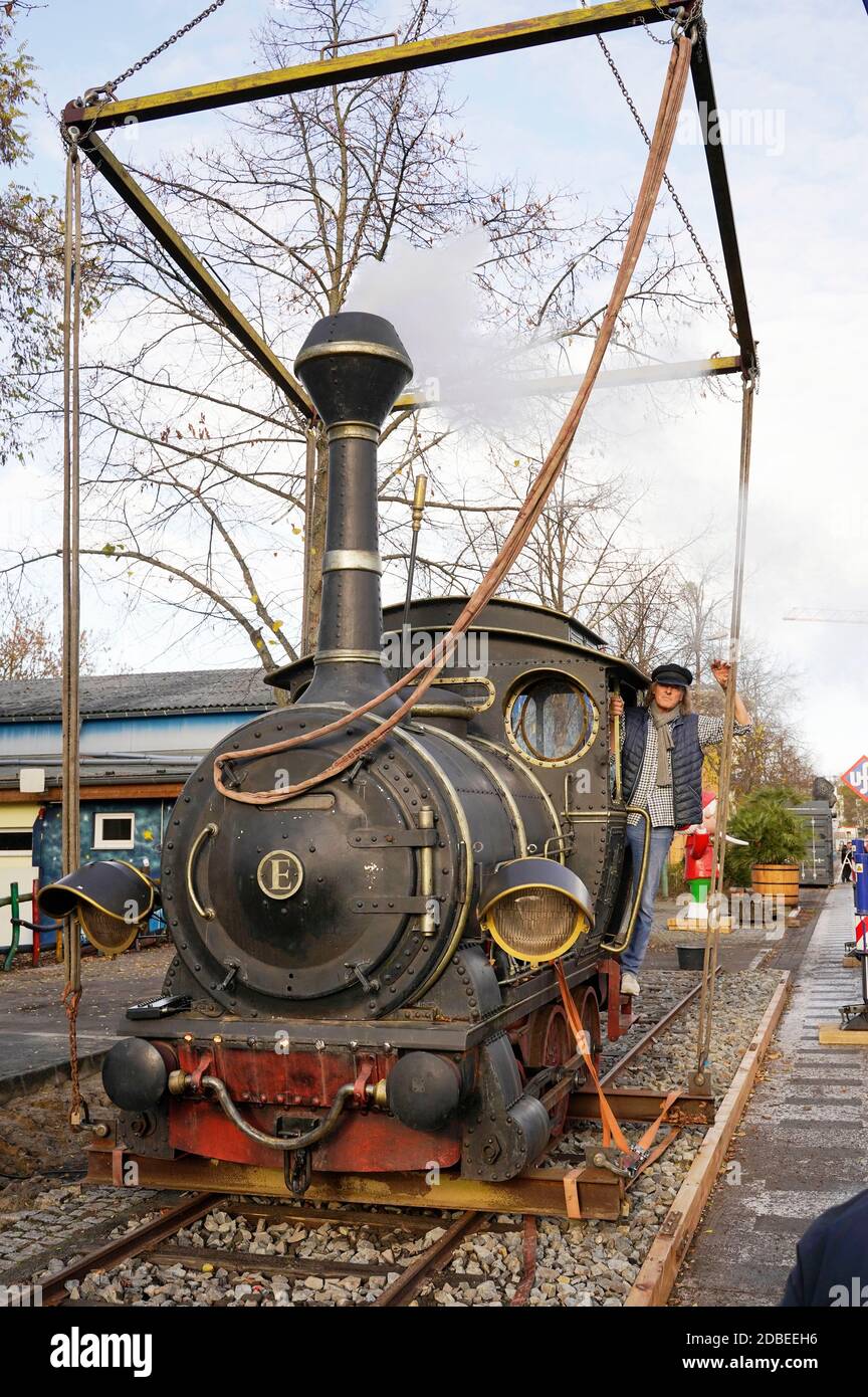 Potsdam, Deutschland. 16th Nov, 2020. Another film prop for the 'Giant ...