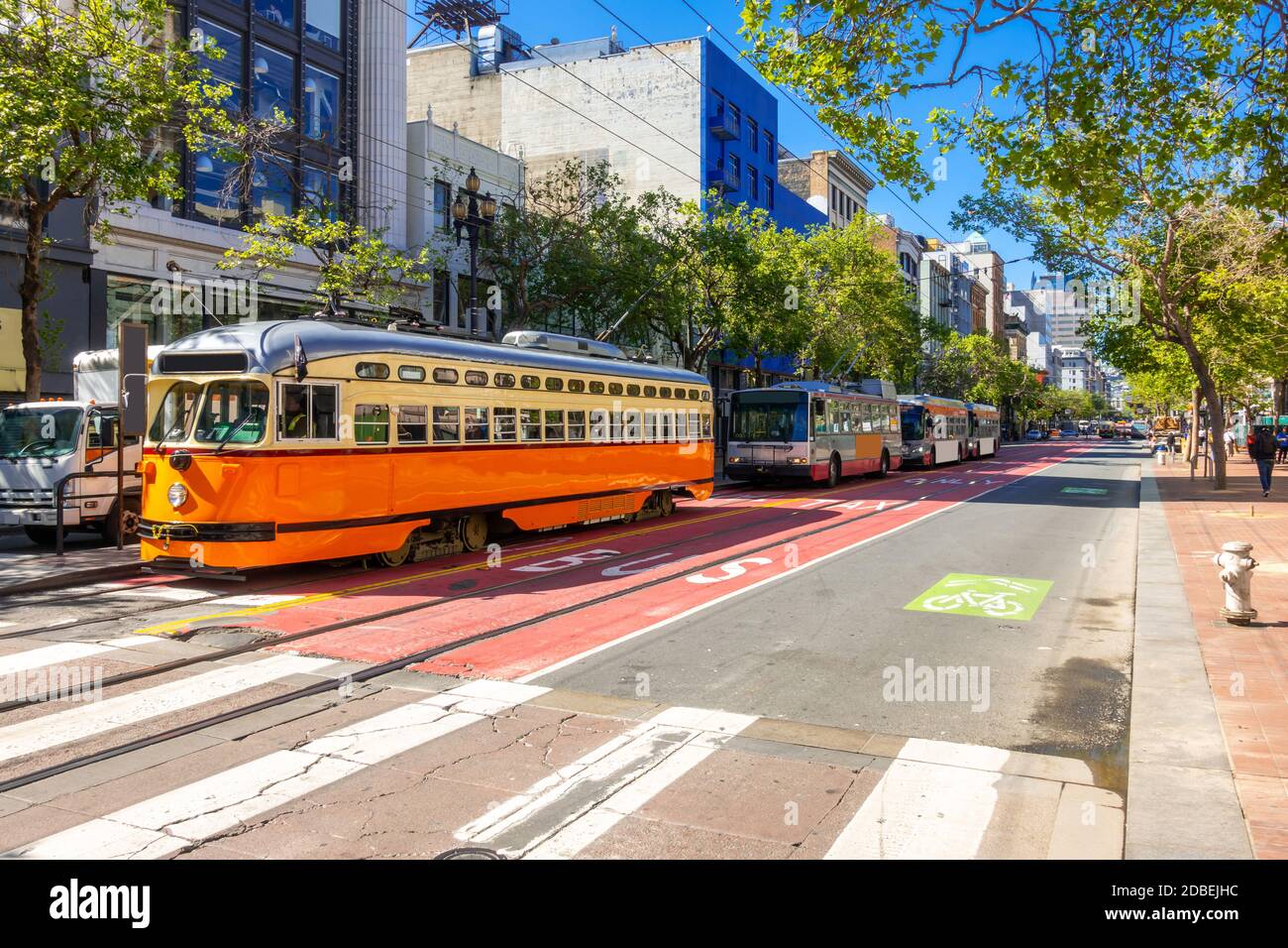 San Francisco downtown with culture and citylife at Powell street and ...