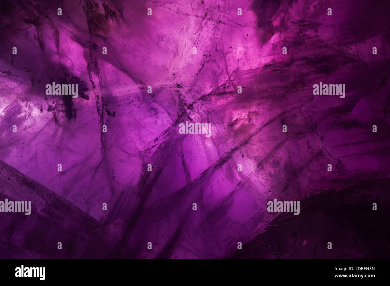 amethyst macro closeup detail dark Stock Photo - Alamy