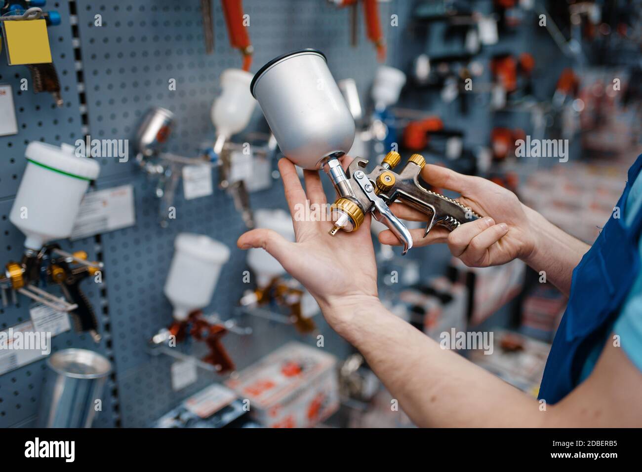Pneumatic spray gun hi-res stock photography and images - Alamy