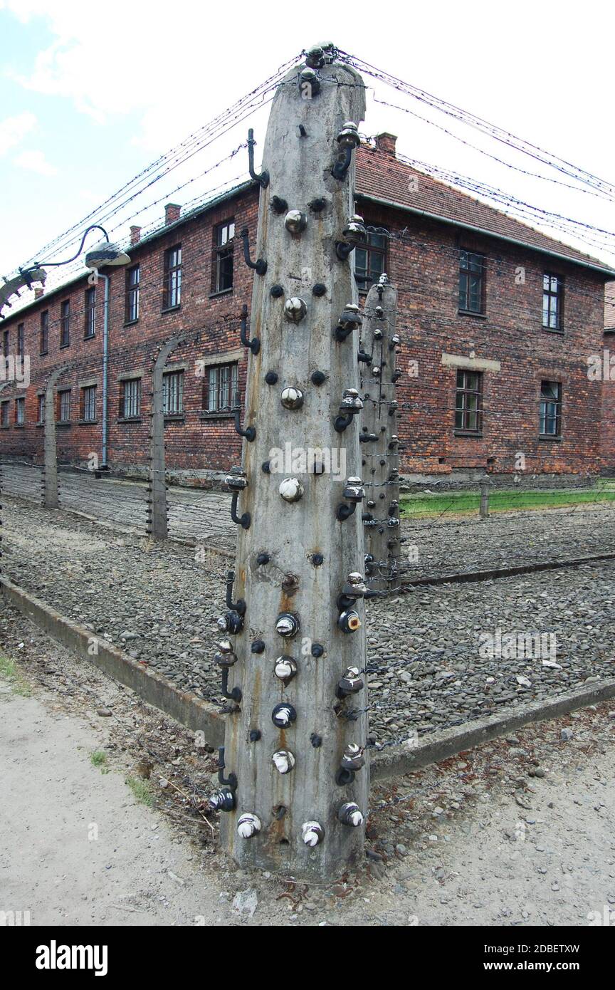 Electric border fence at Auschwitz concentration camp Stock Photo - Alamy