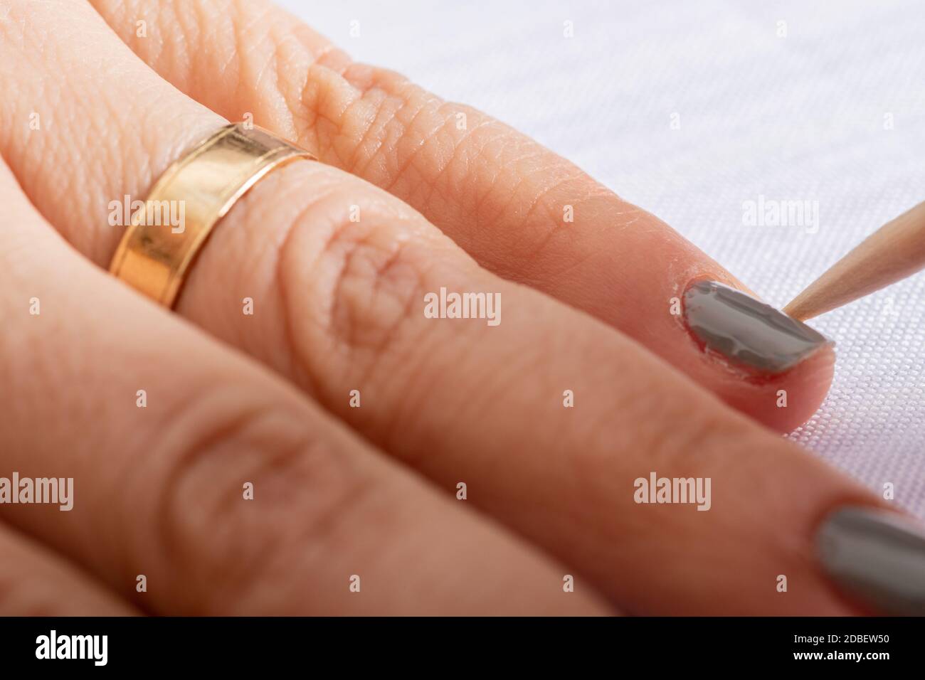 Manicure hands hi-res stock photography and images - Alamy