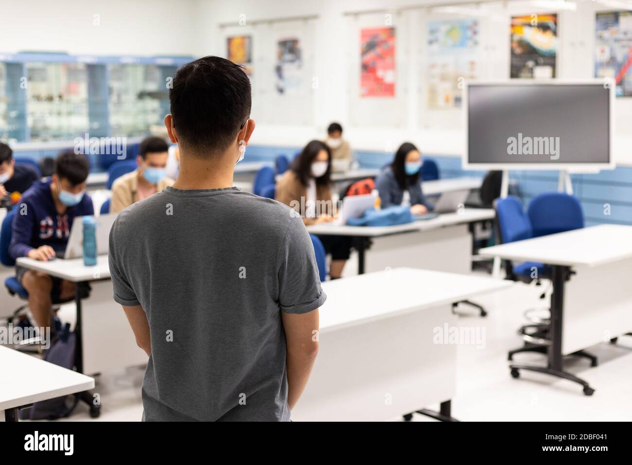 Teacher students classroom blurred hi-res stock photography and images ...