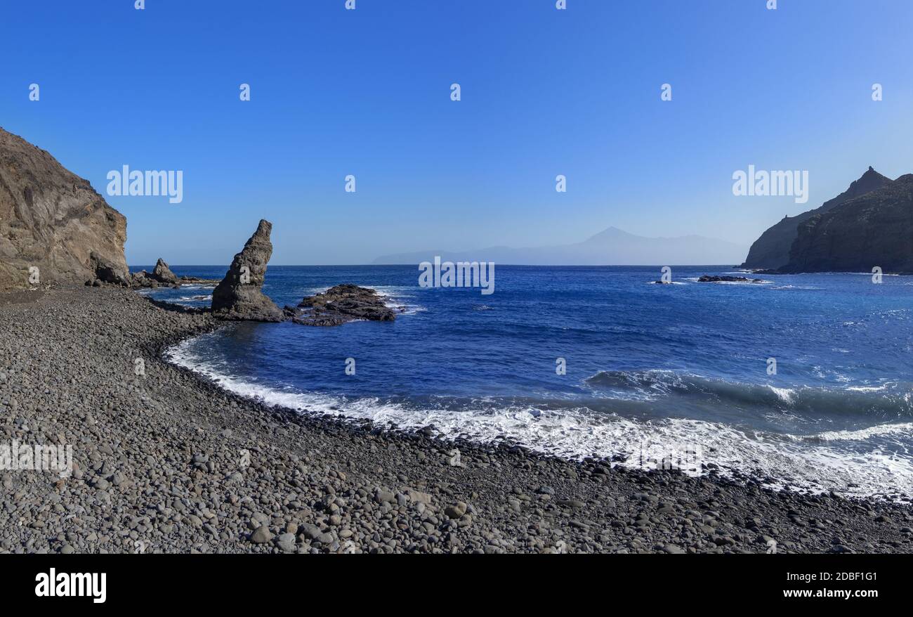 Playa de la caleta hermigua la gomera hi-res stock photography and images - Alamy